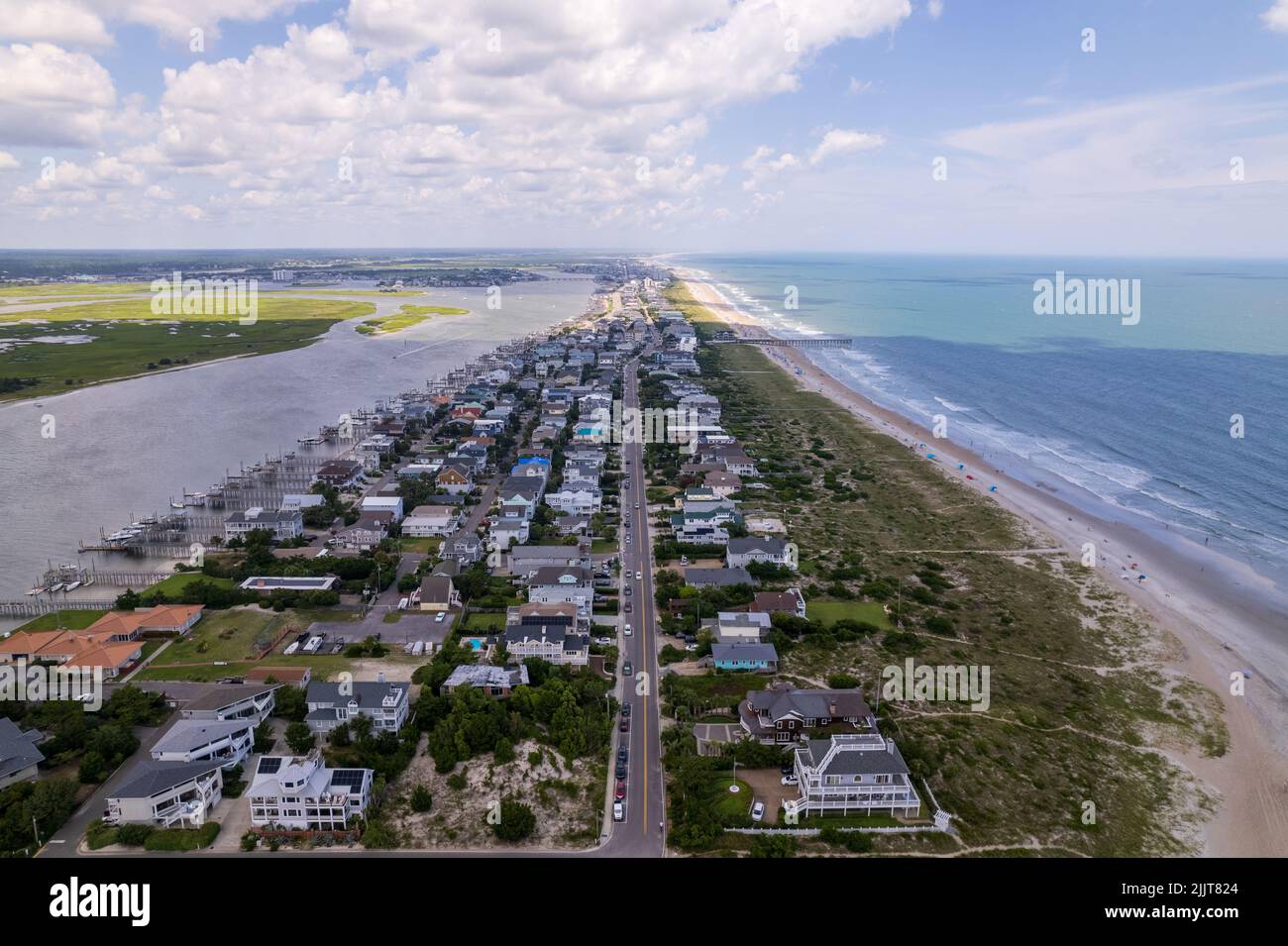 Coastal city landscape hi-res stock photography and images - Alamy