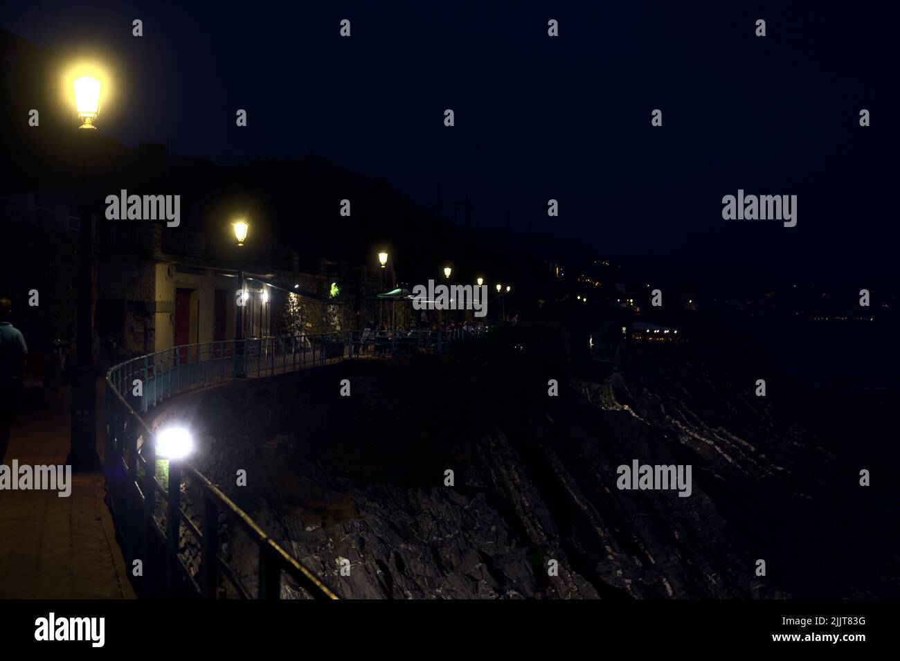 Driveway path light night hi-res stock photography and images - Alamy