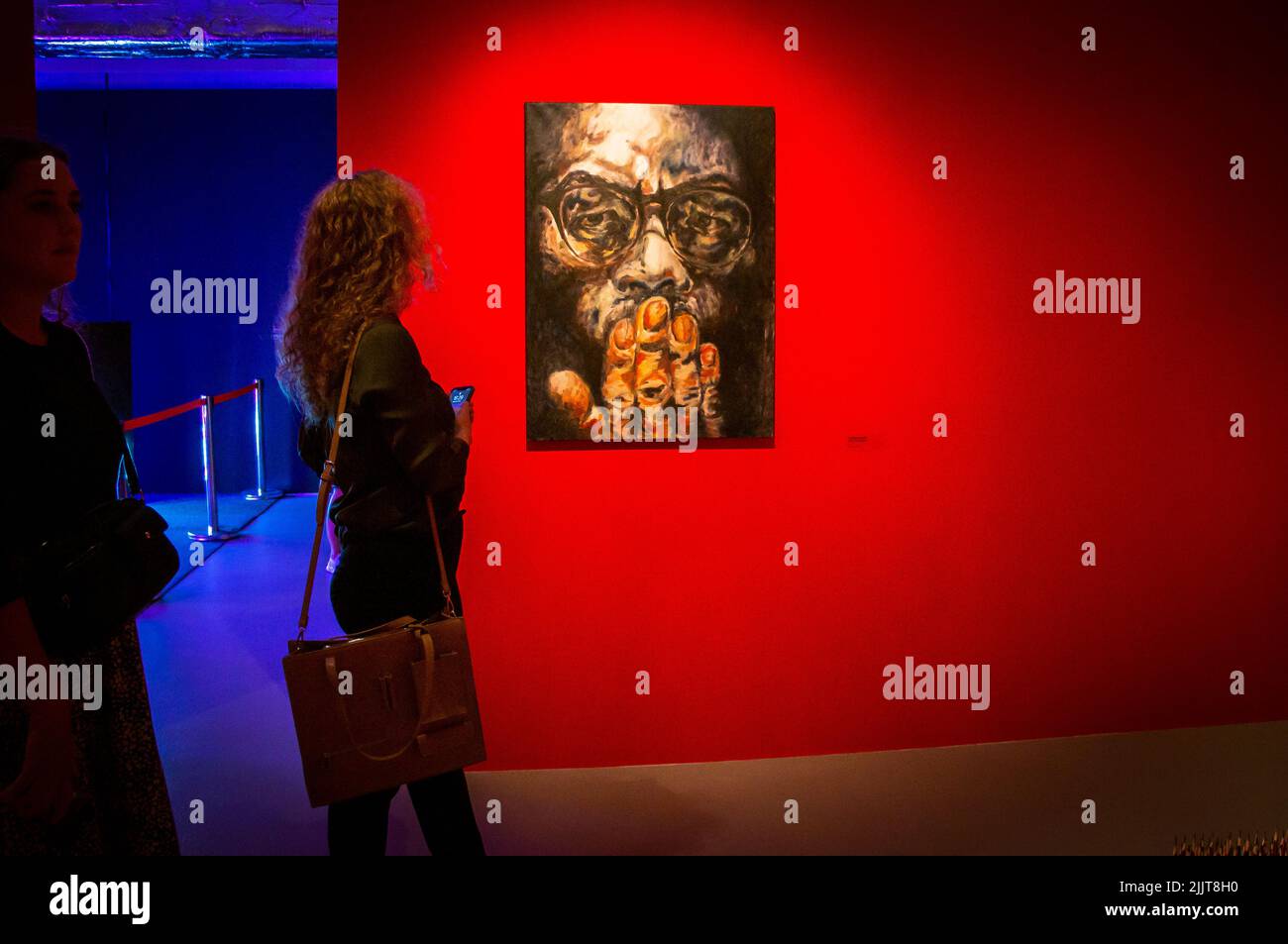 Guided tour of the first retrospective exhibition MADe IN CHINA by the ...