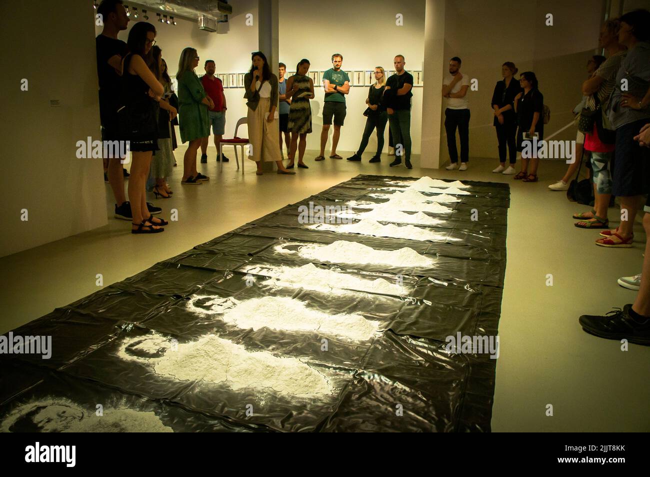 Guided tour of the first retrospective exhibition MADe IN CHINA by the ...