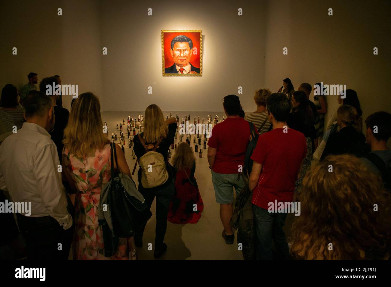 Guided tour of the first retrospective exhibition MADe IN CHINA by the ...