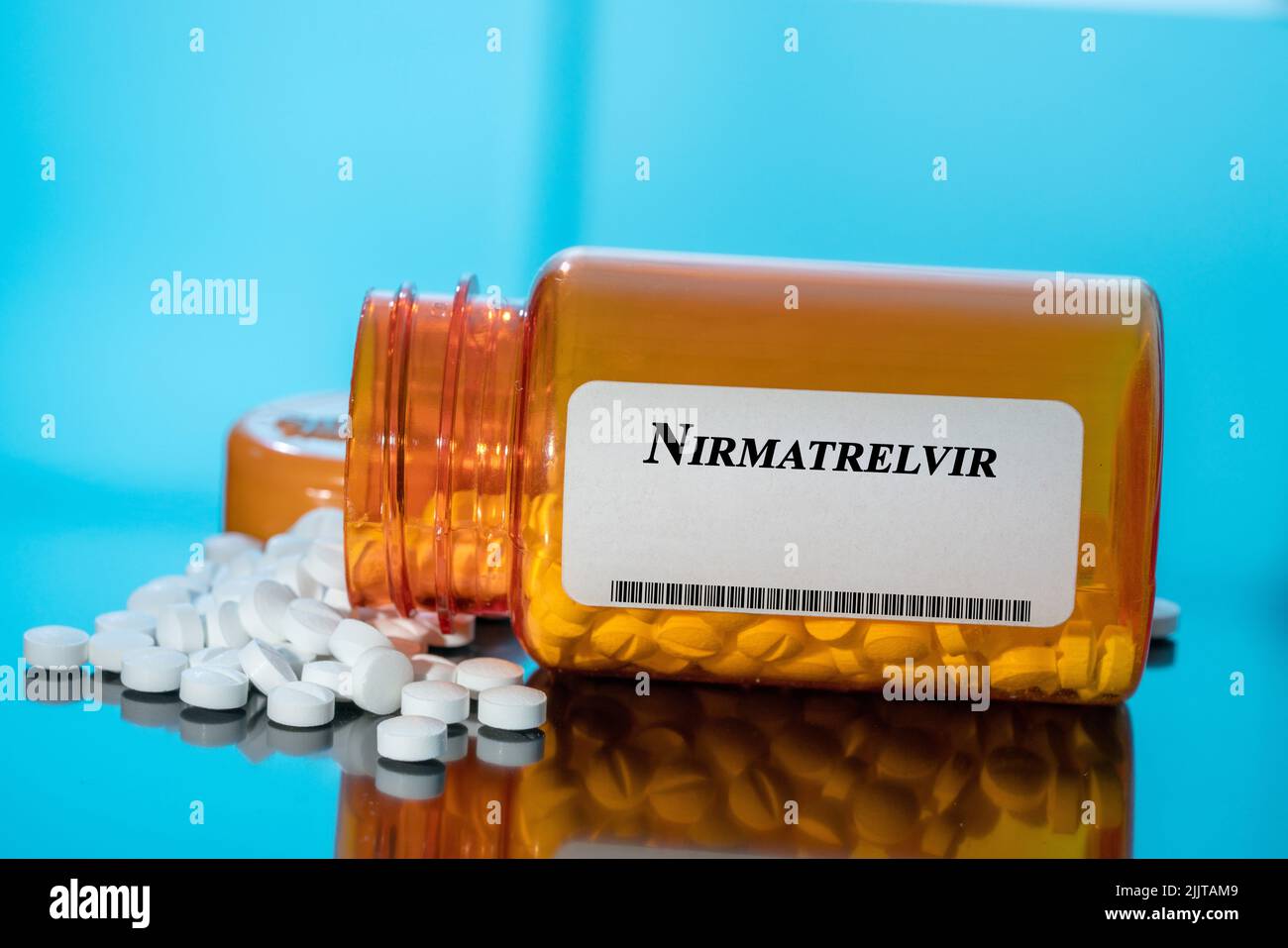 Nirmatrelvir antiviral drug, cure Coronavirus infection,COVID-19 virus ...