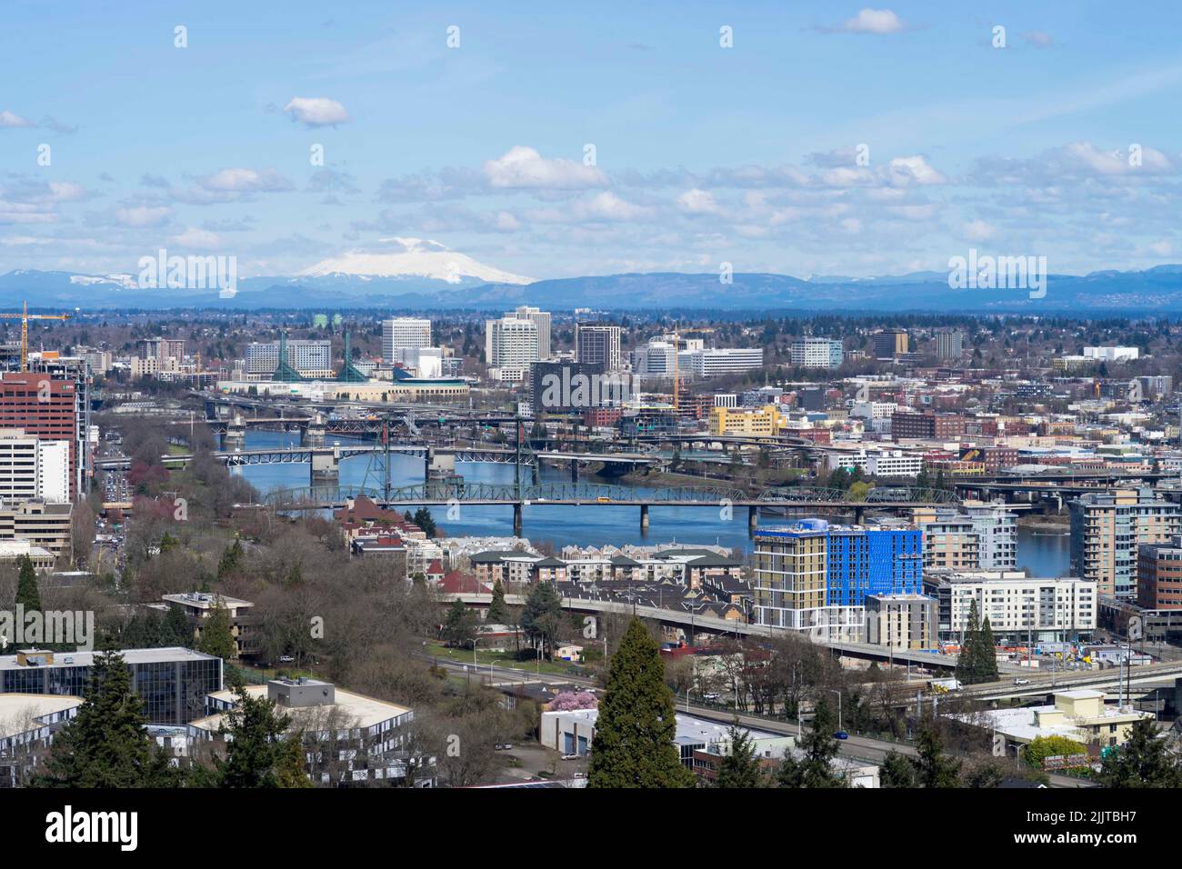 Modern sky and bridges hi-res stock photography and images - Alamy