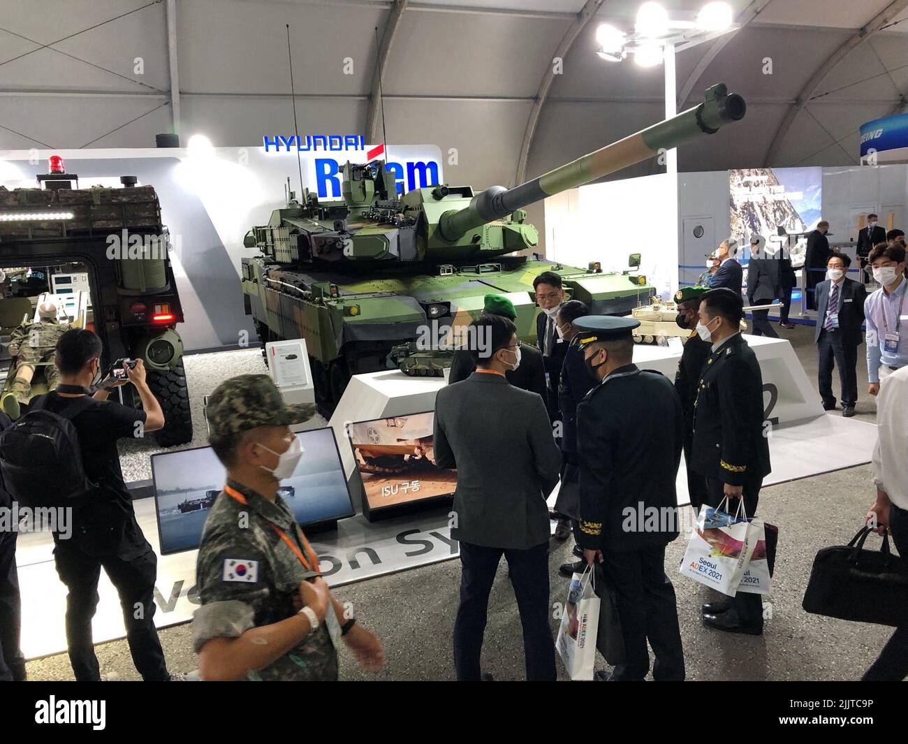 K2 black panther hi-res stock photography and images - Alamy