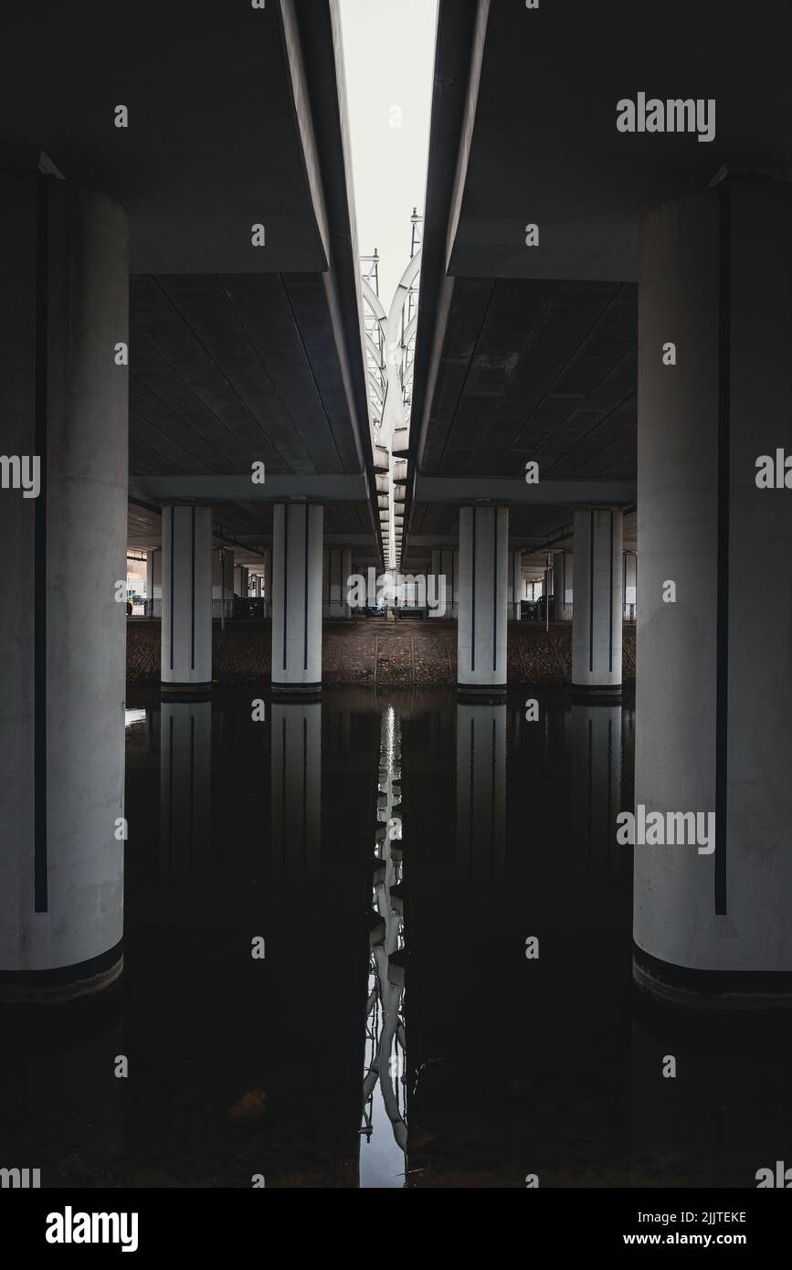 Small vertical hi-res stock photography and images - Alamy