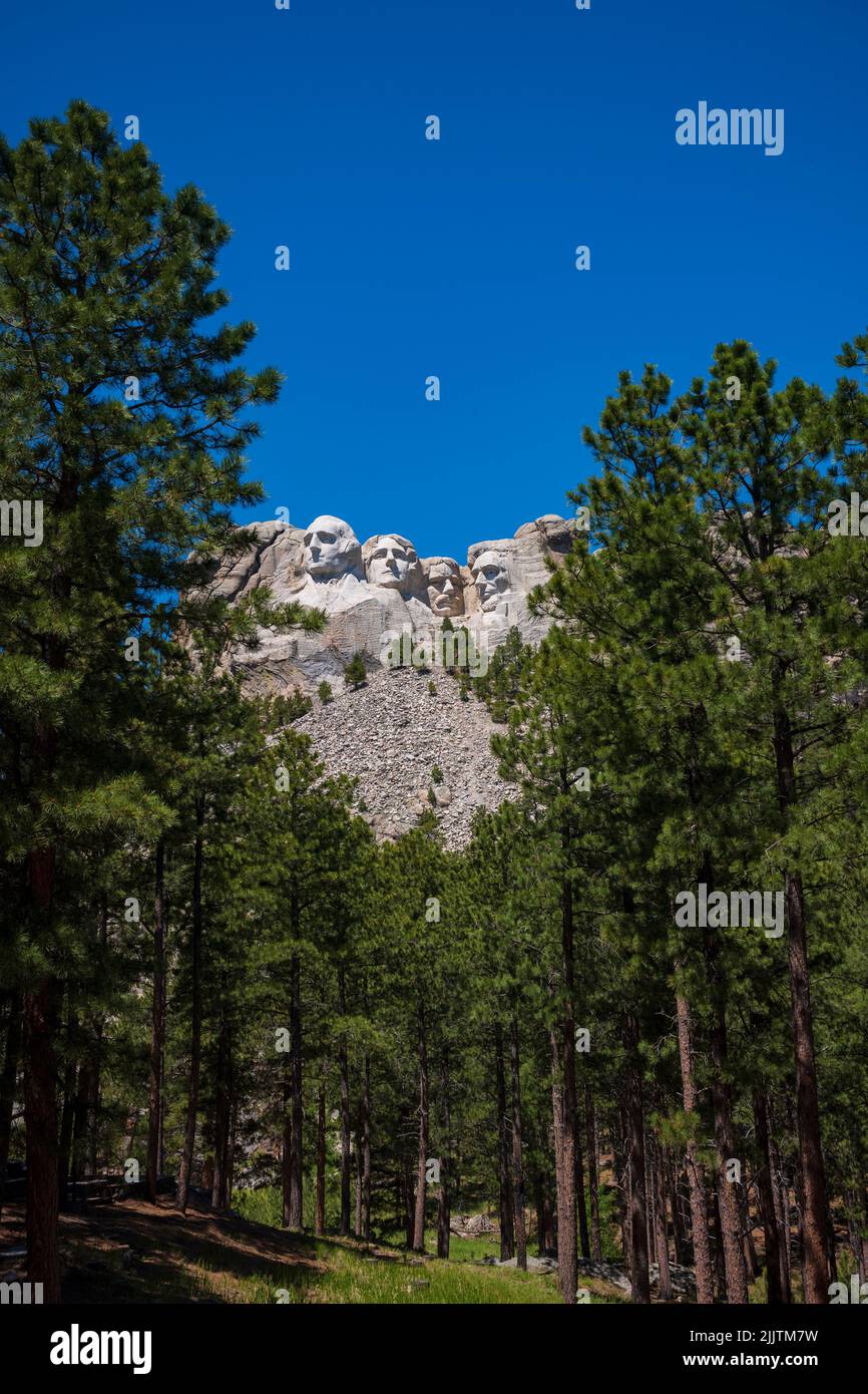 Mount Rushmore National Memorial depicts the U.S. presidents George ...