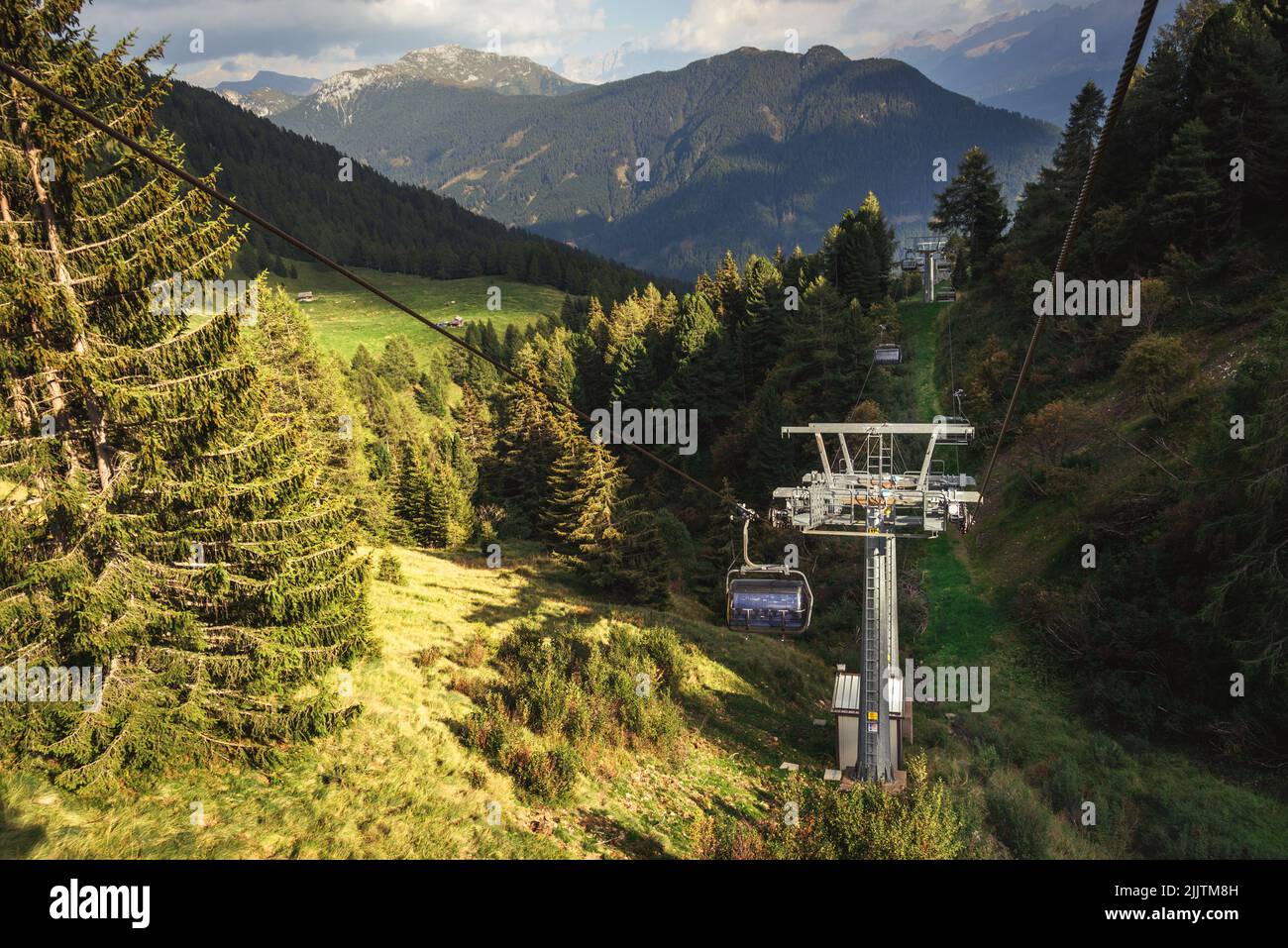 Mountain forest cable car lift hi-res stock photography and images - Alamy