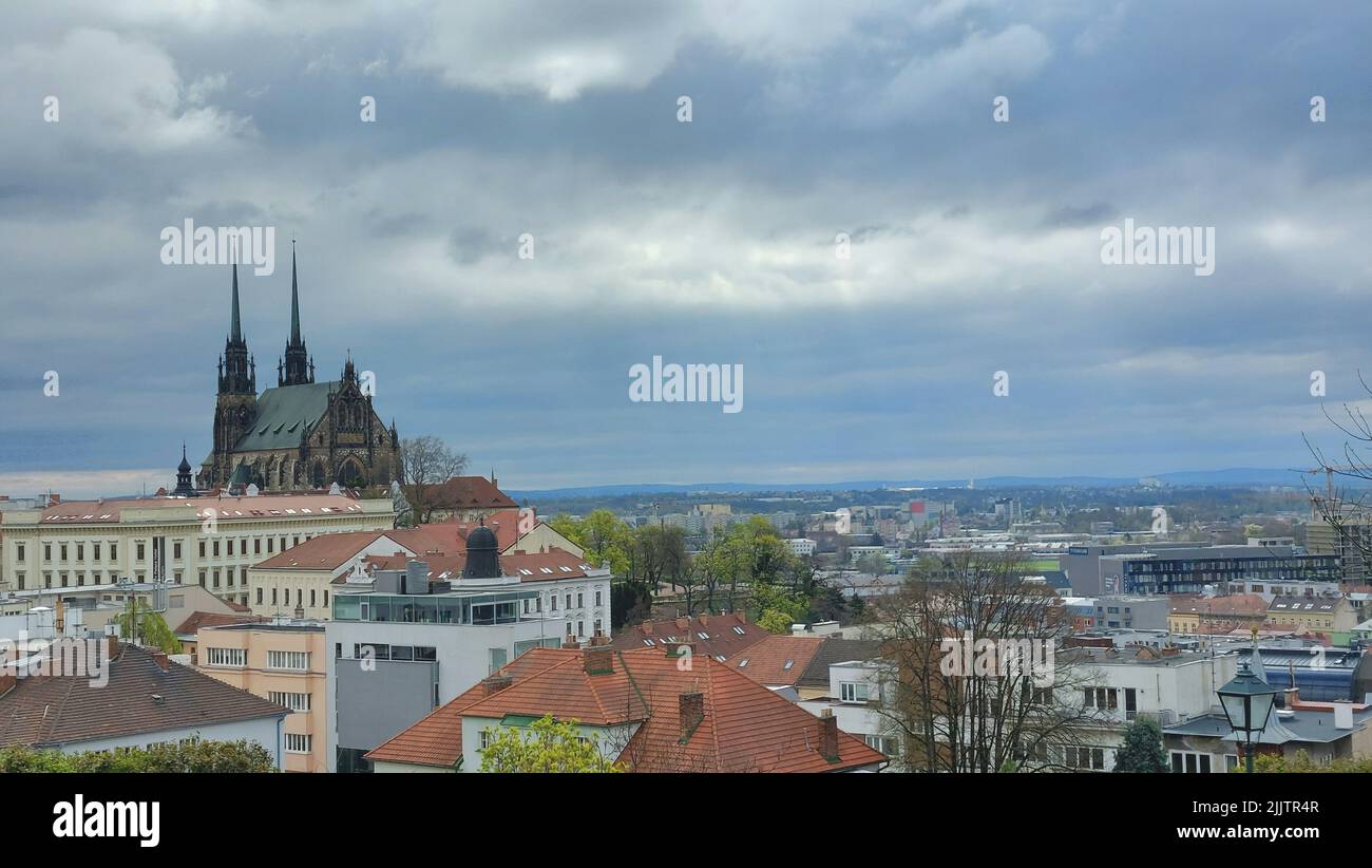 Towered city hi-res stock photography and images - Alamy