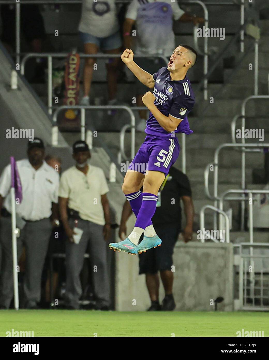 Orlando, FL: Orlando City midfielder César Araújo (5) scores during the ...