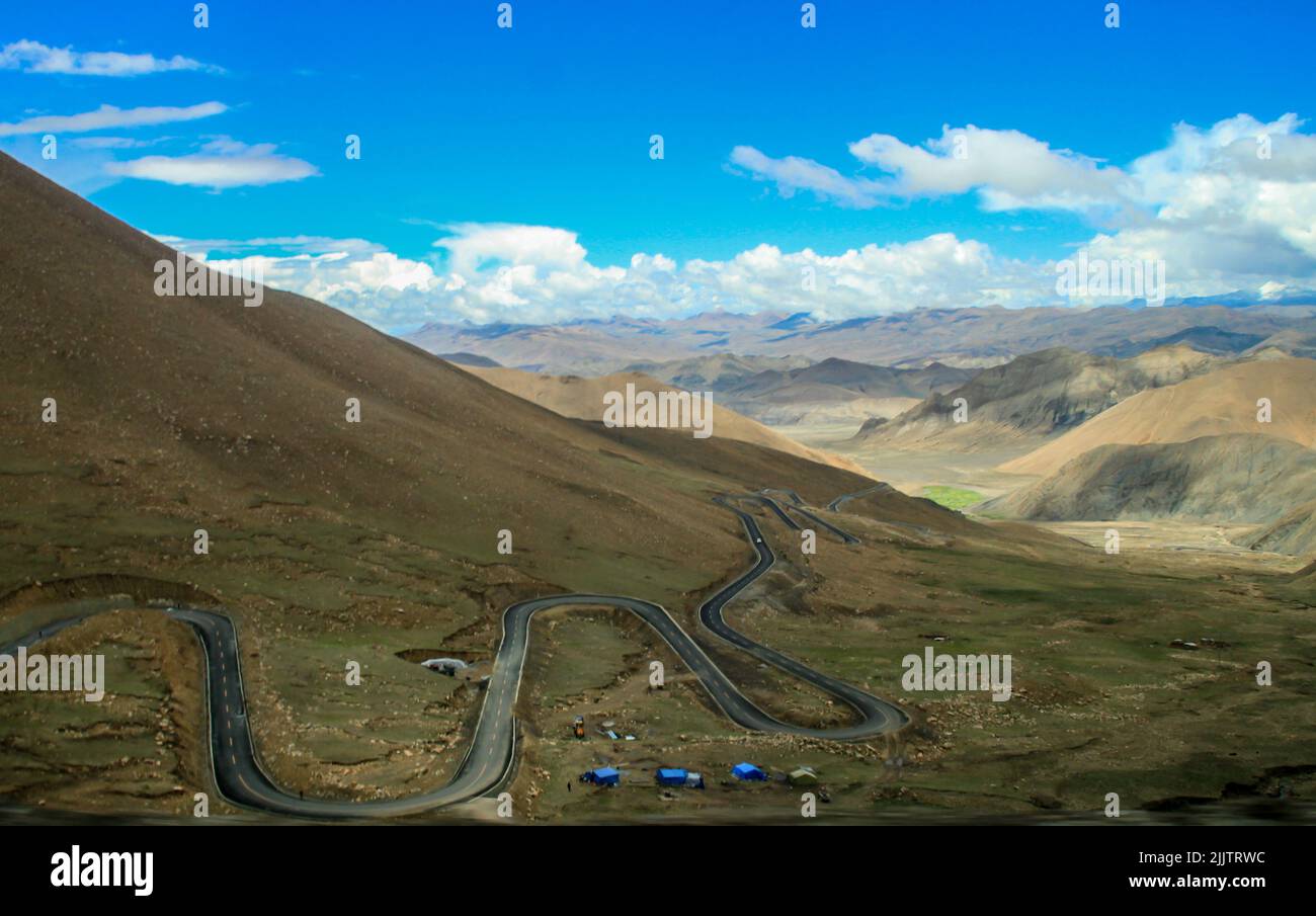 A road from Dingri county to Mount Everest, mountaineering base camp ...