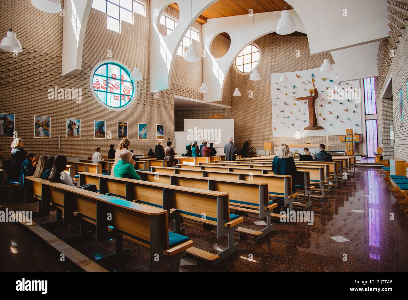 A church ceremony full of people Stock Photo - Alamy