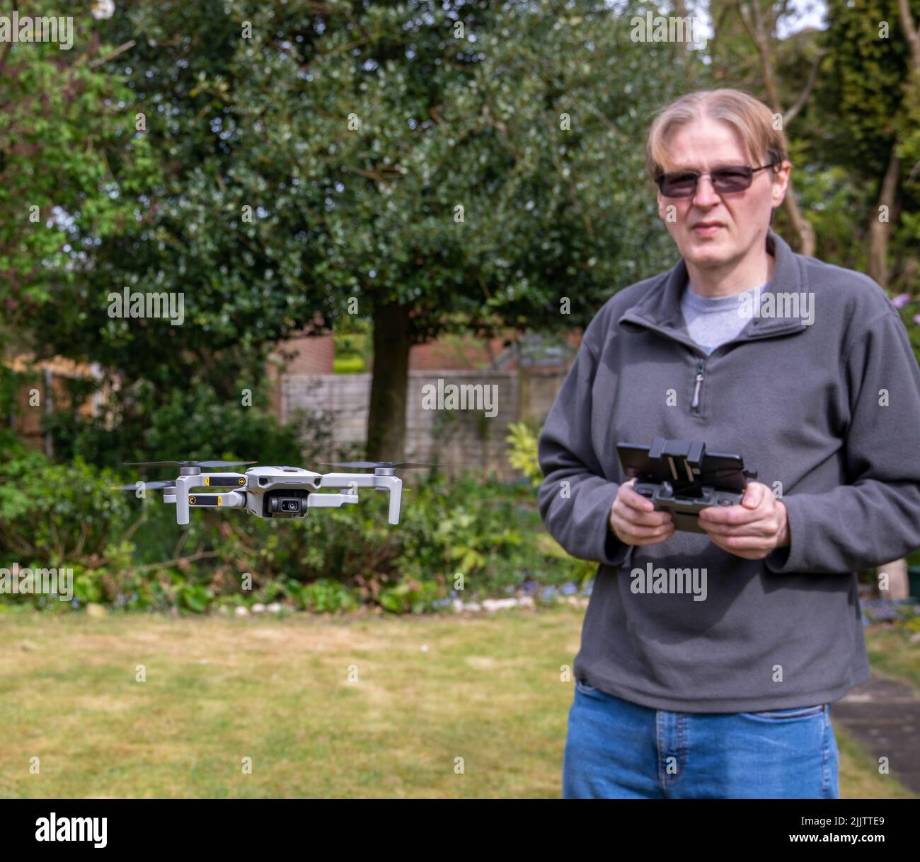 Adult male man photographer hi-res stock photography and images - Alamy