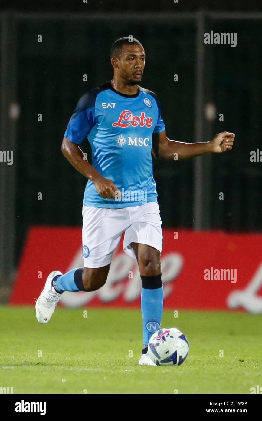 SSC Napoli's Brazilian defender Juan Jesus controls the ball during ...