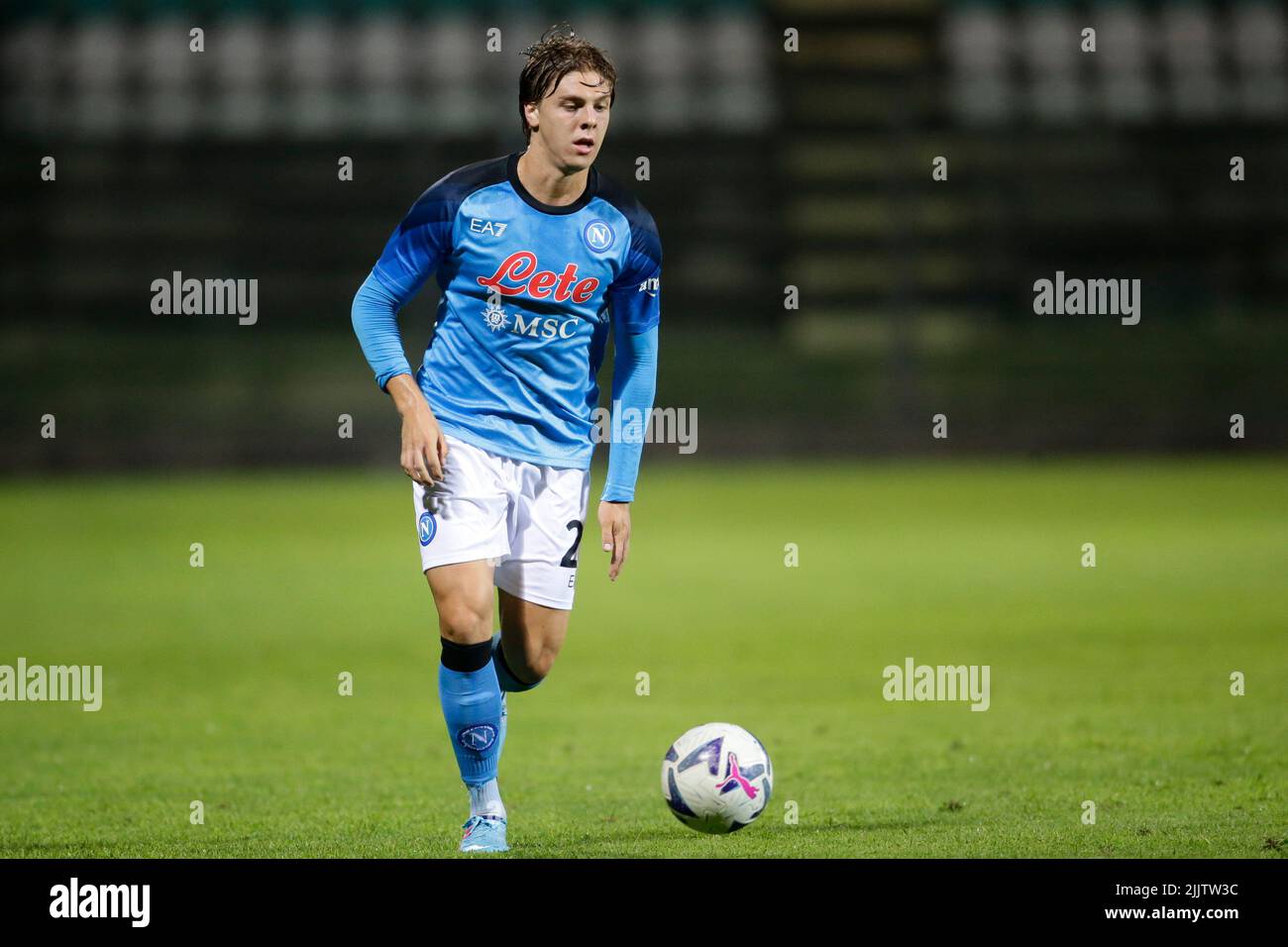 SSC Napoli's Italian forward Alessio Zerbin controls the ball during ...