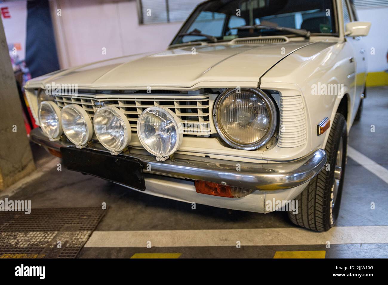 1970 drive in hi-res stock photography and images - Alamy