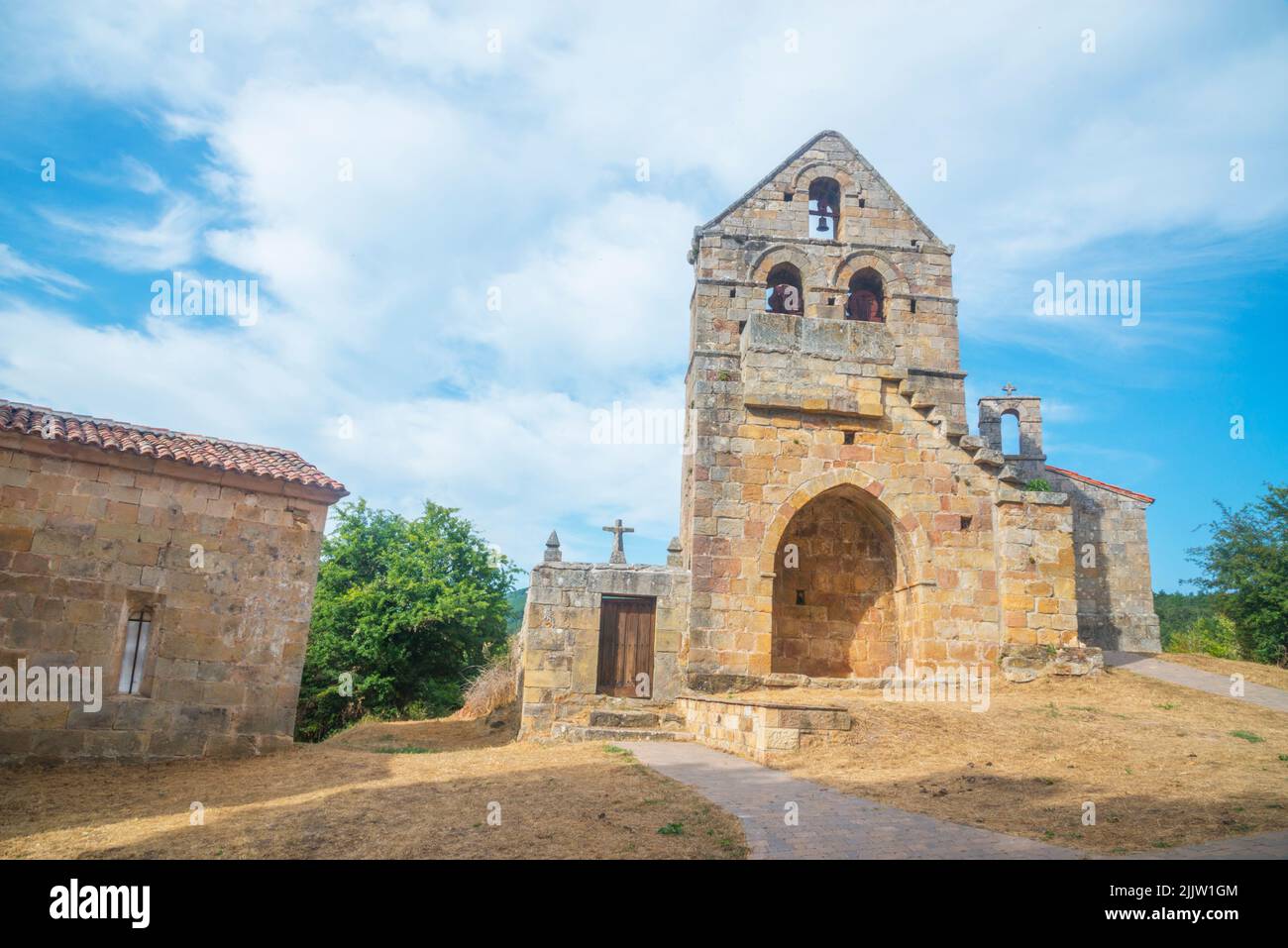 Romanesque church. Aldea de Ebro, Cantabria, Spain Stock Photo - Alamy