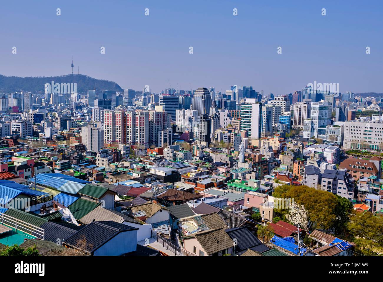 South Korea, Seoul, Jung-gu district, panorama of the city center from ...