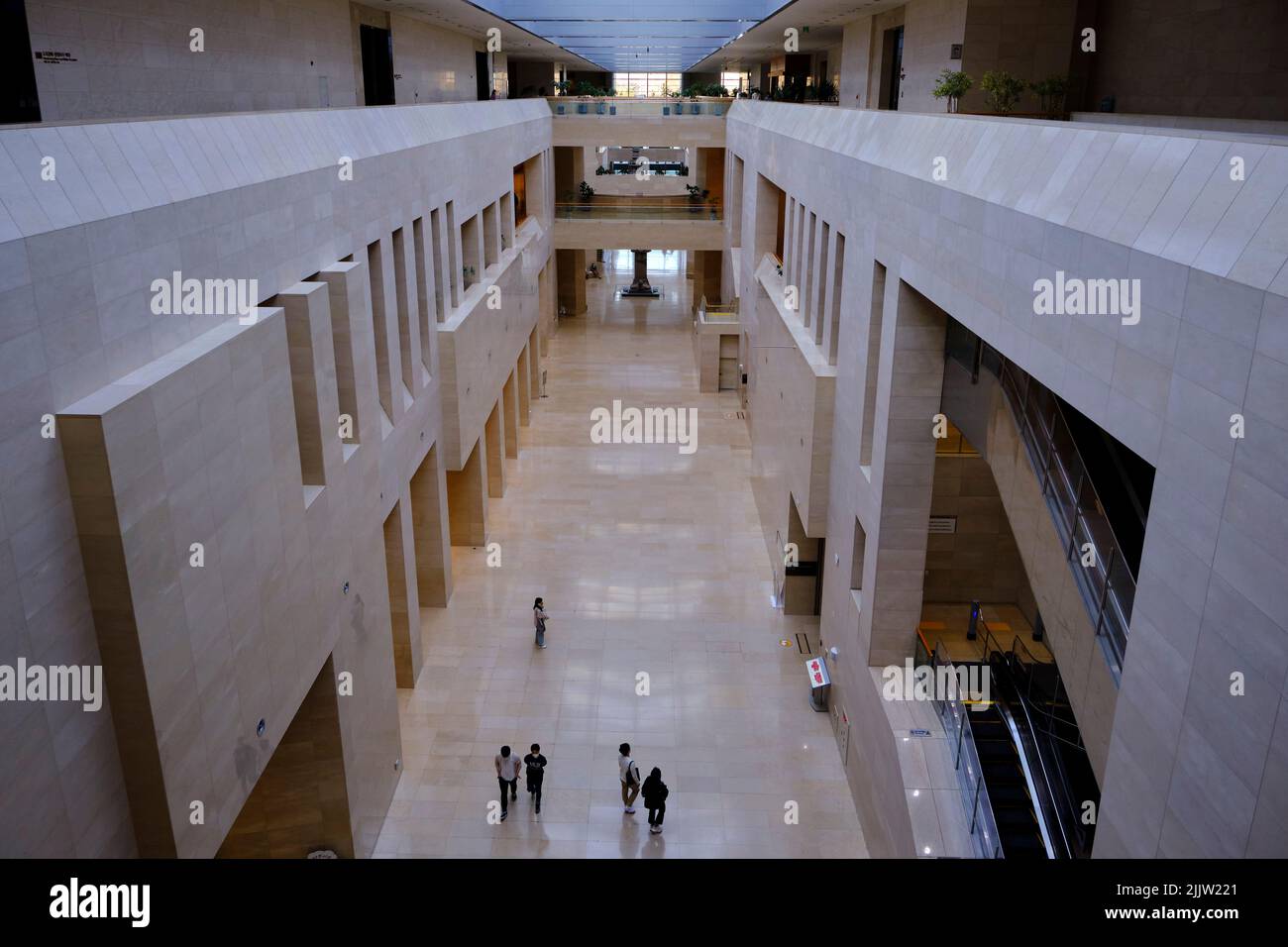 South Korea, Seoul, Yongsan-gu, National Museum housed in a building ...