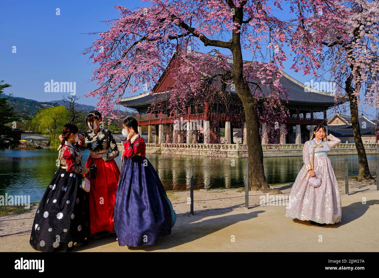 South Korea, Seoul, Jongno-gu district, Gyeongbokgung Palace or ...