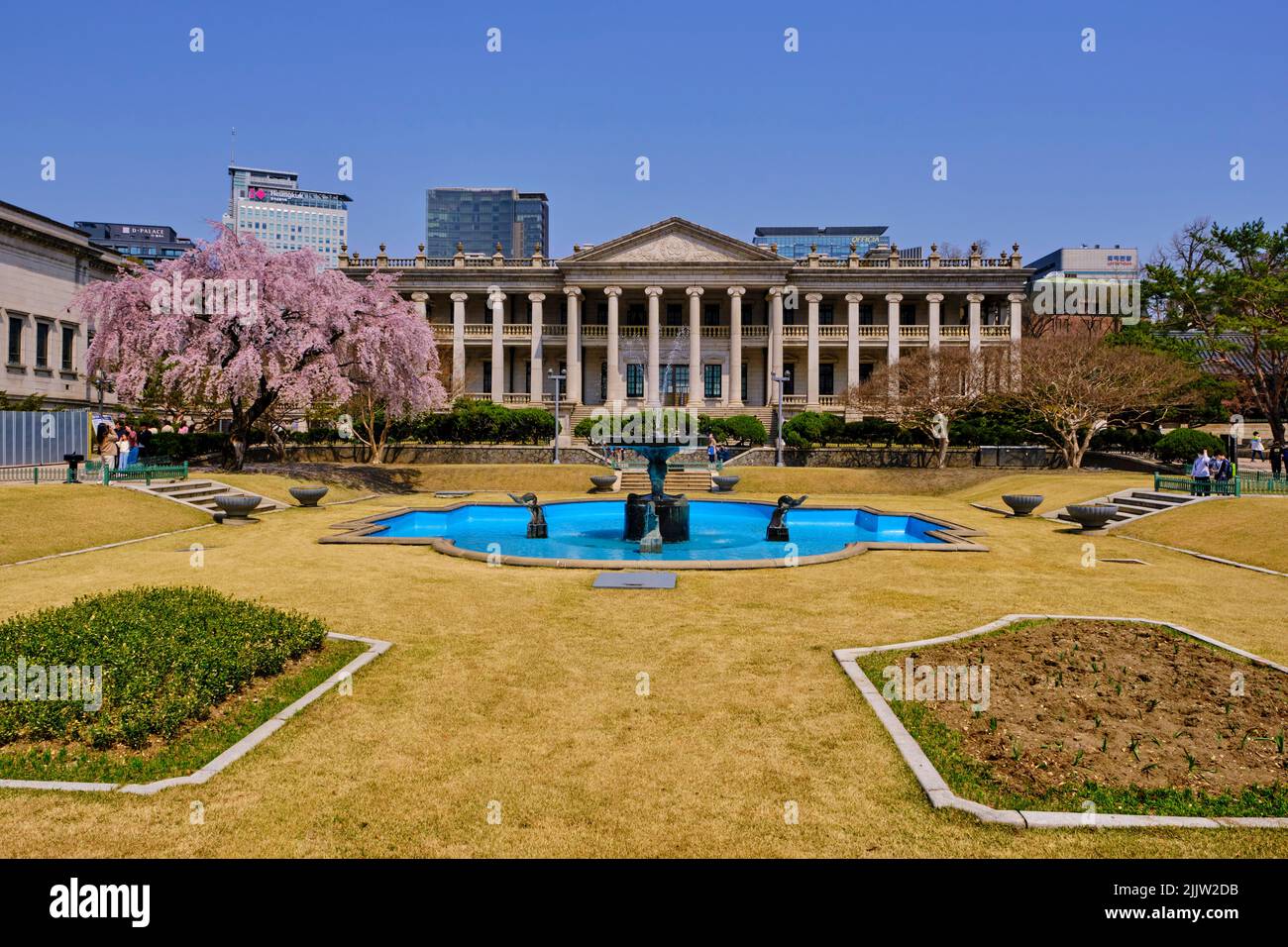 South Korea, Seoul, Jung-gu district, Deoksugung Palace or Palace of ...