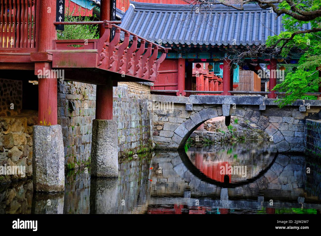 South Korea, South Jeolla province, Suncheon, Songgwangsa Buddhist ...