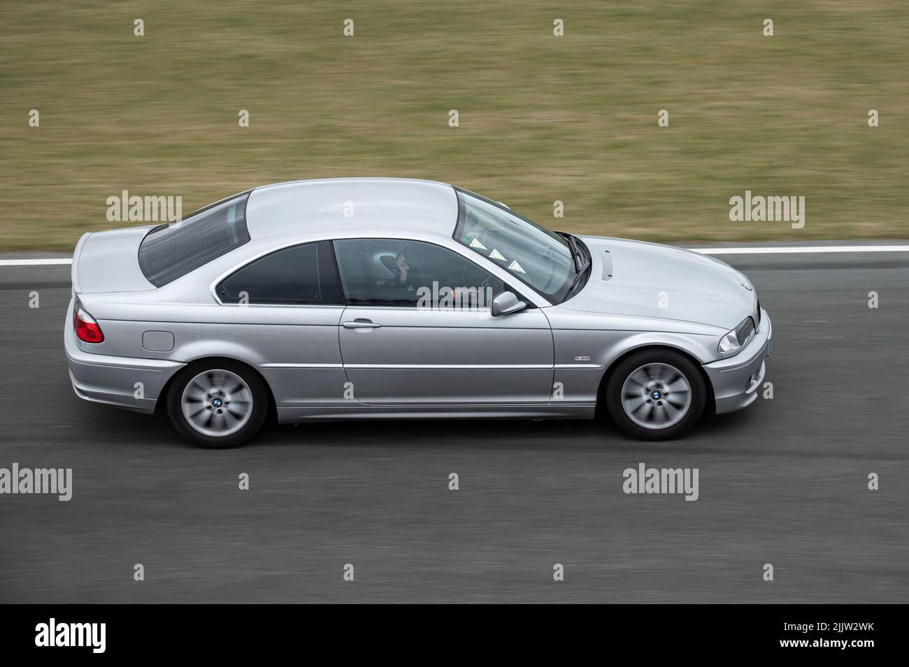 E46 drifting on the racing circuit Stock Photo - Alamy