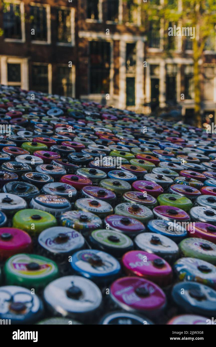 Fixed caps hi-res stock photography and images - Alamy