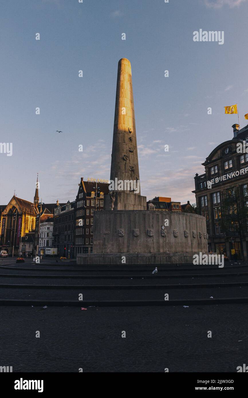 A World war II National monument on Dam square in Amsterdam Stock Photo ...