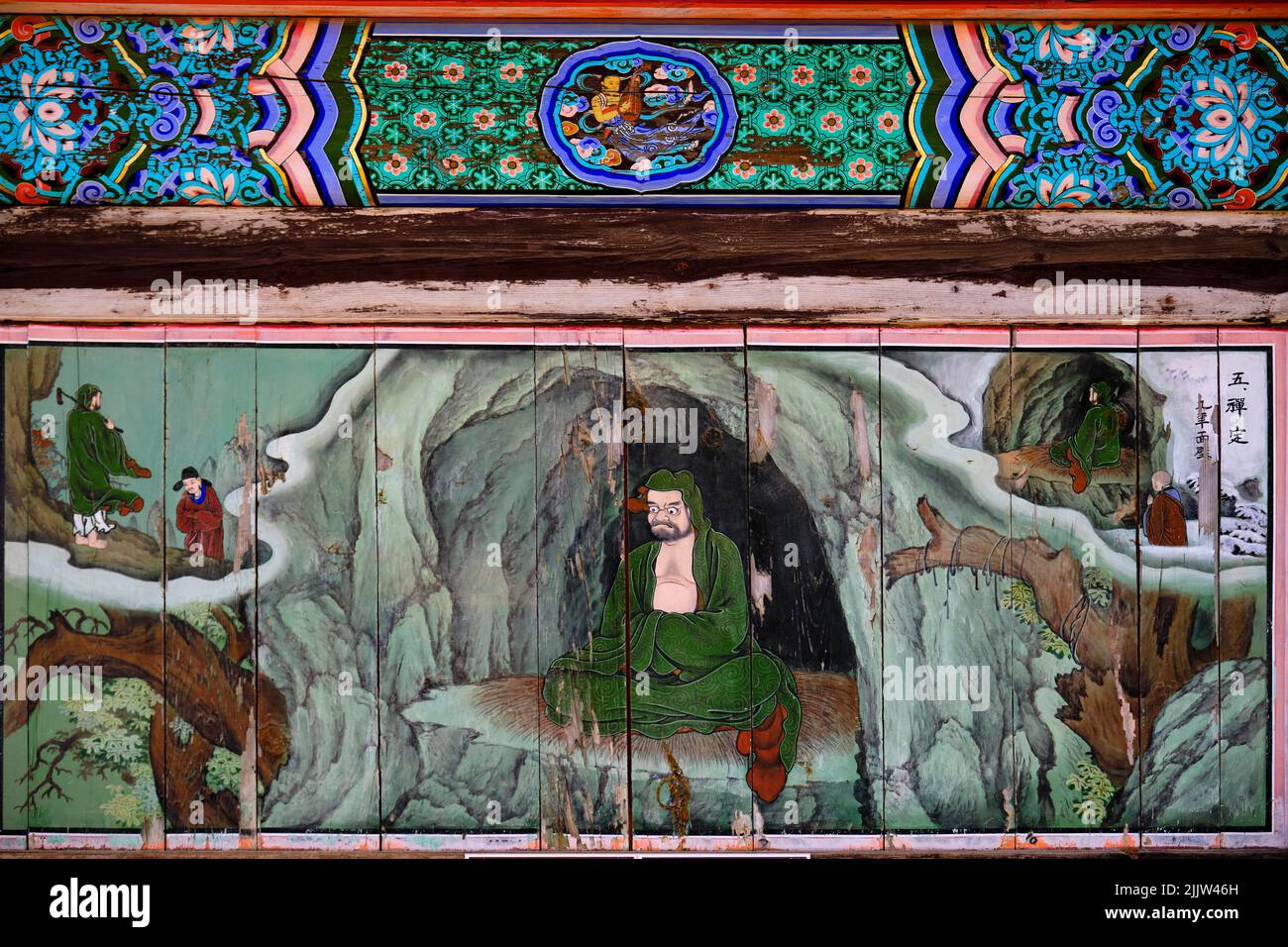 South Korea, South Jeolla province, Suncheon, Songgwangsa Buddhist ...