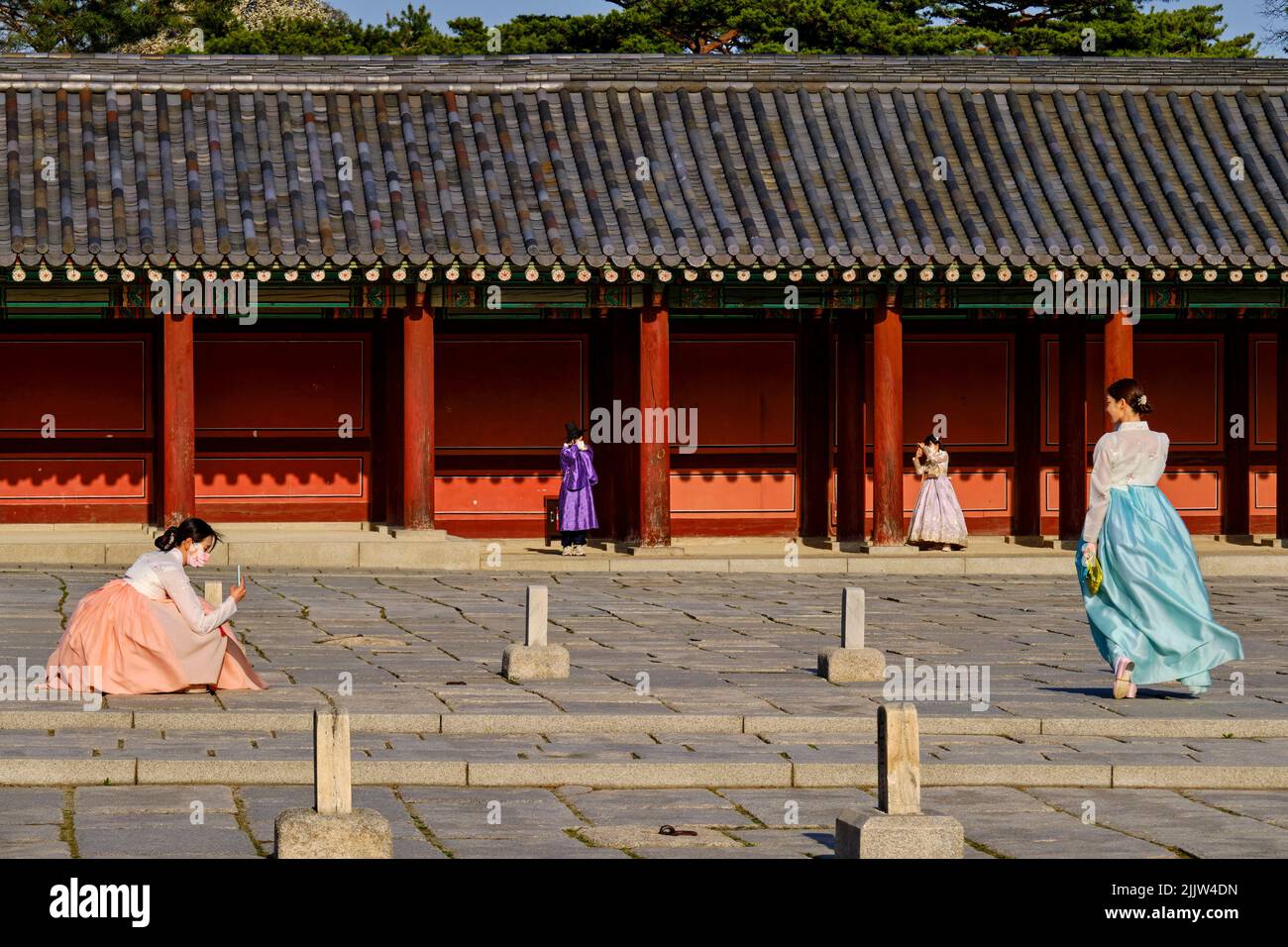 South Korea, Seoul, Jongno-gu district, Changdeokgung Palace or Palace ...