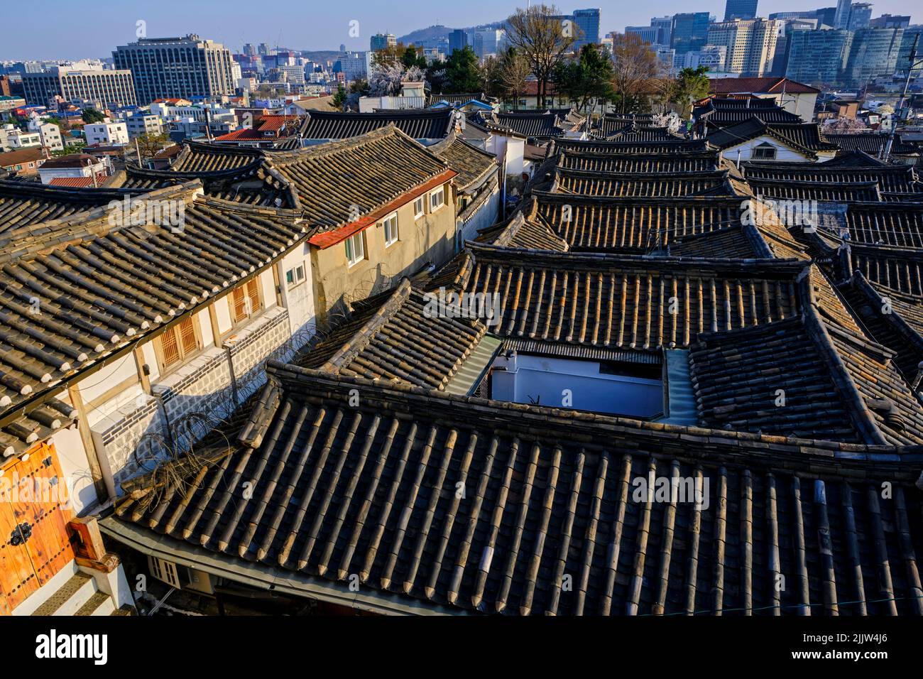 South Korea, Seoul, Jongno-gu district, Bukchon Hanok Village, village ...