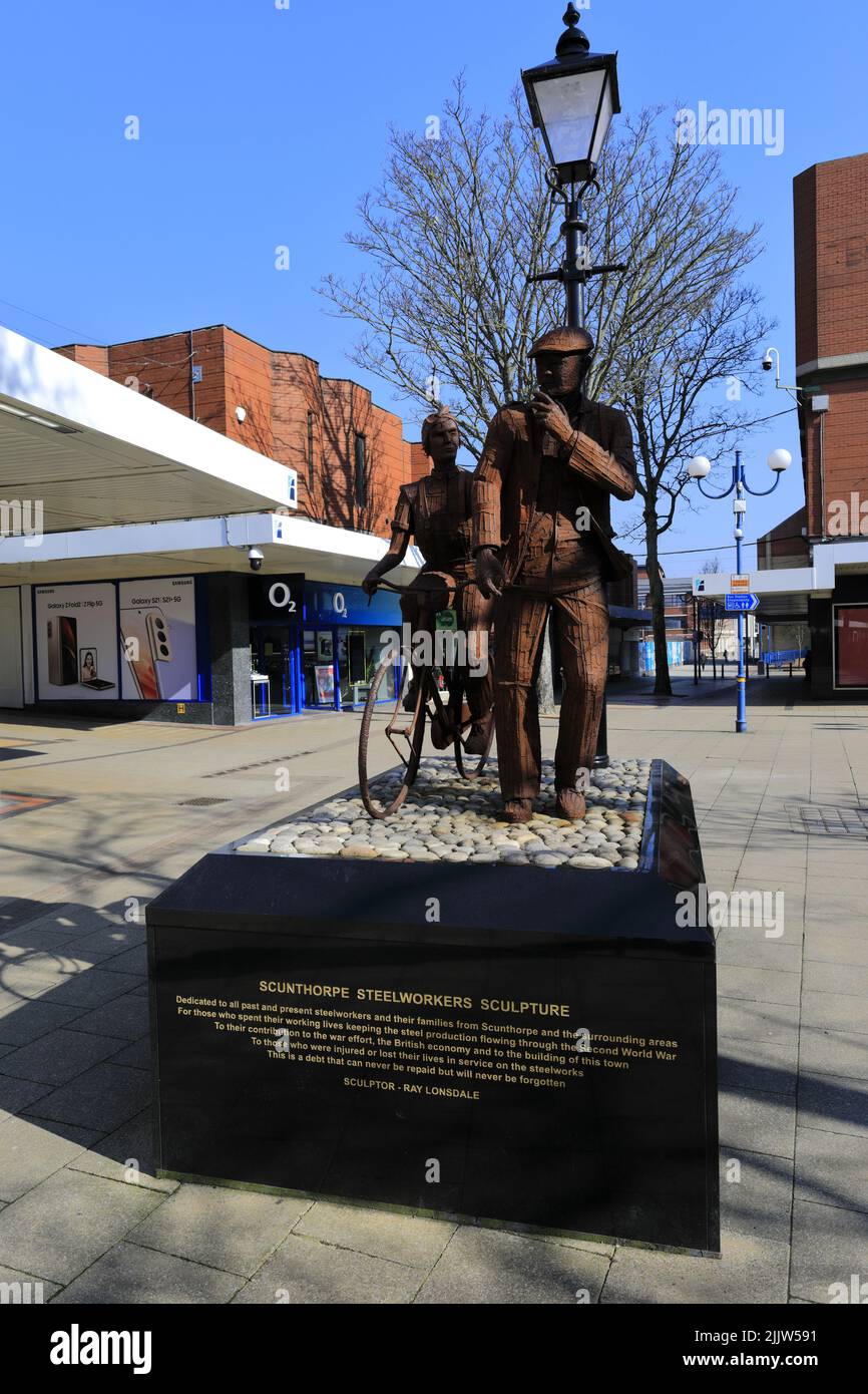 The Steelworkers sculpture, Scunthorpe town, Lincolnshire County ...