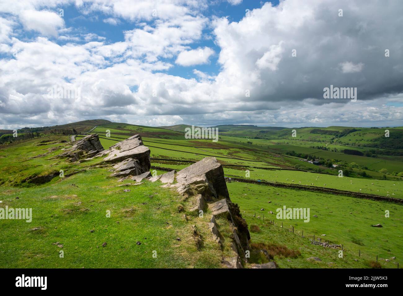 Windgather rocks near Kettleshulme on the Cheshire, Derbyshire border ...