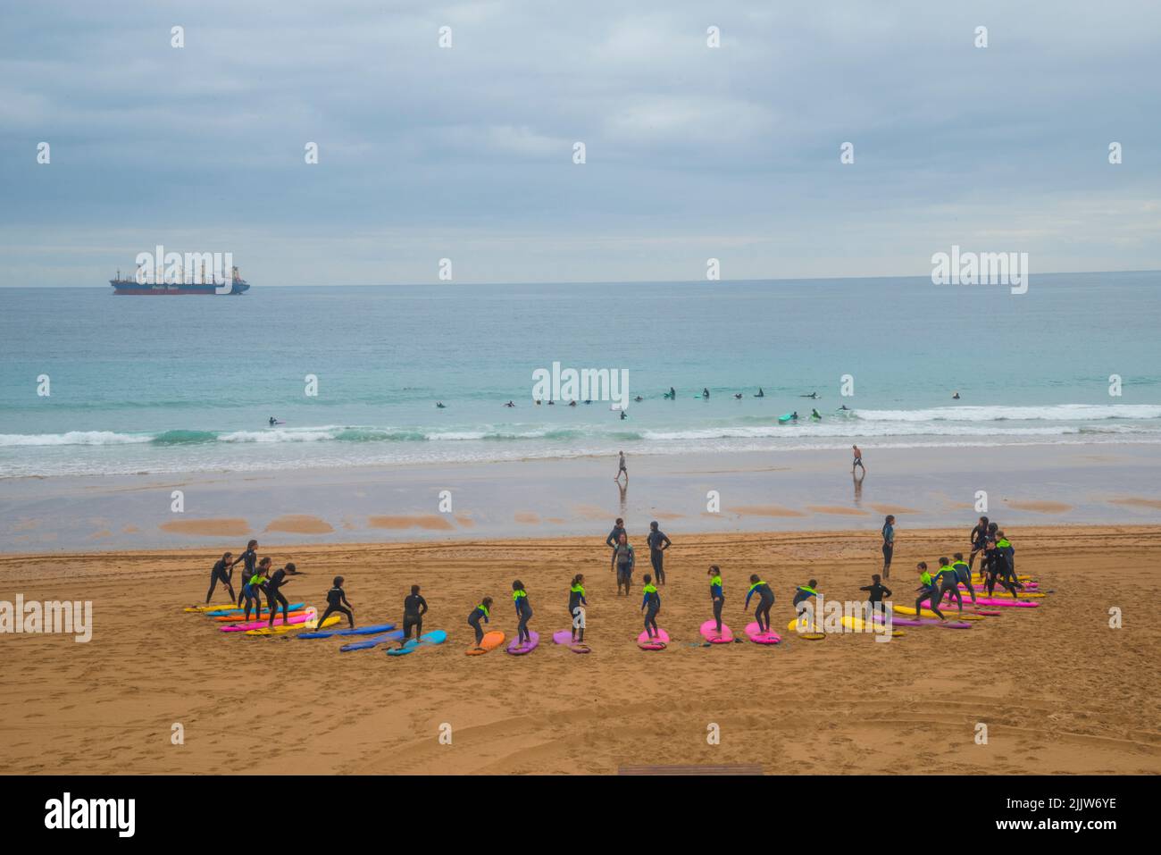 Monitor the surf hi-res stock photography and images - Alamy