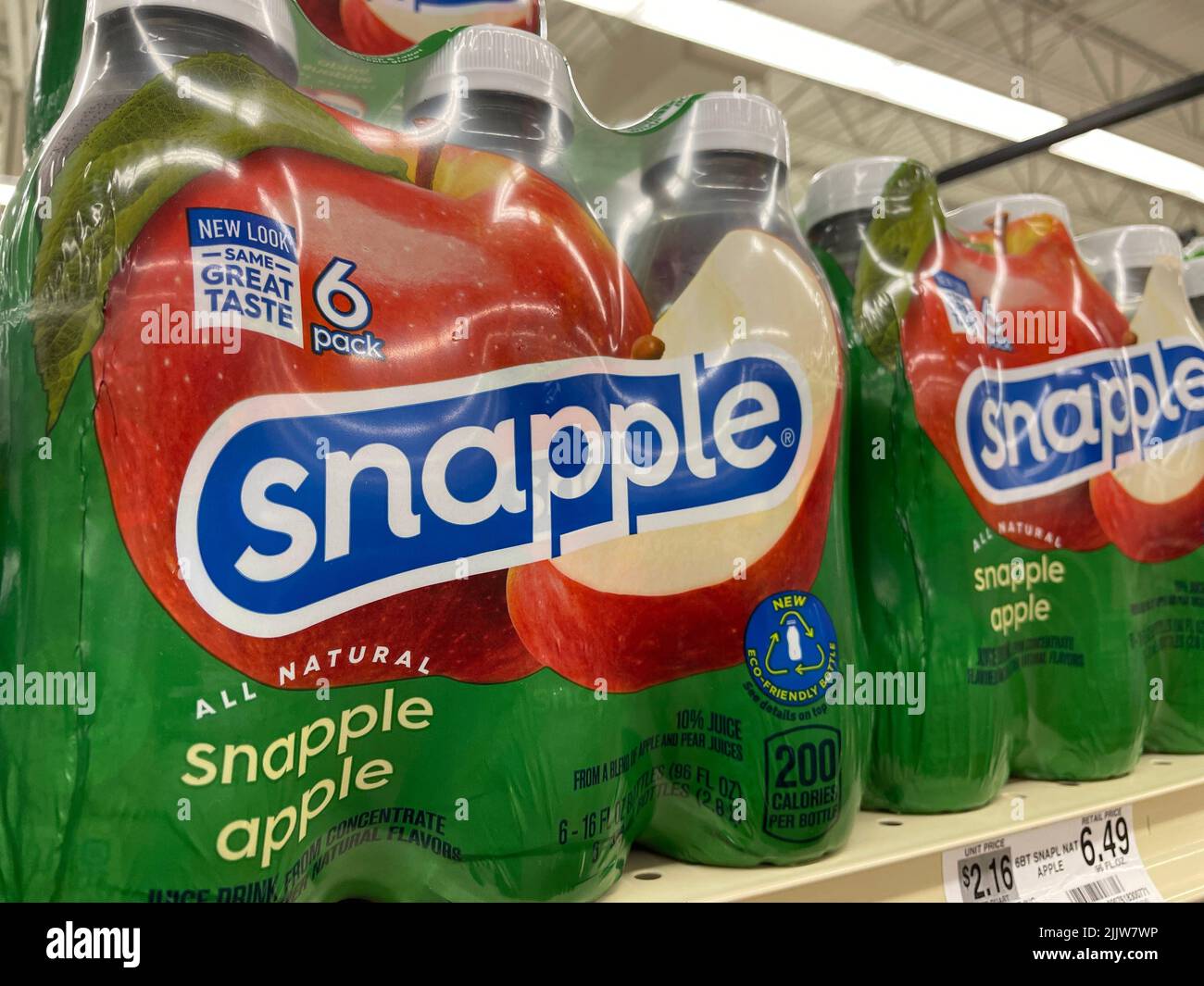 Snapple apple hi-res stock photography and images - Alamy