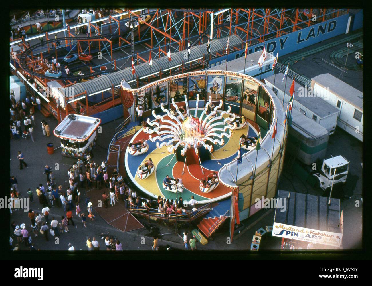 1970s toronto ontario hi-res stock photography and images - Alamy