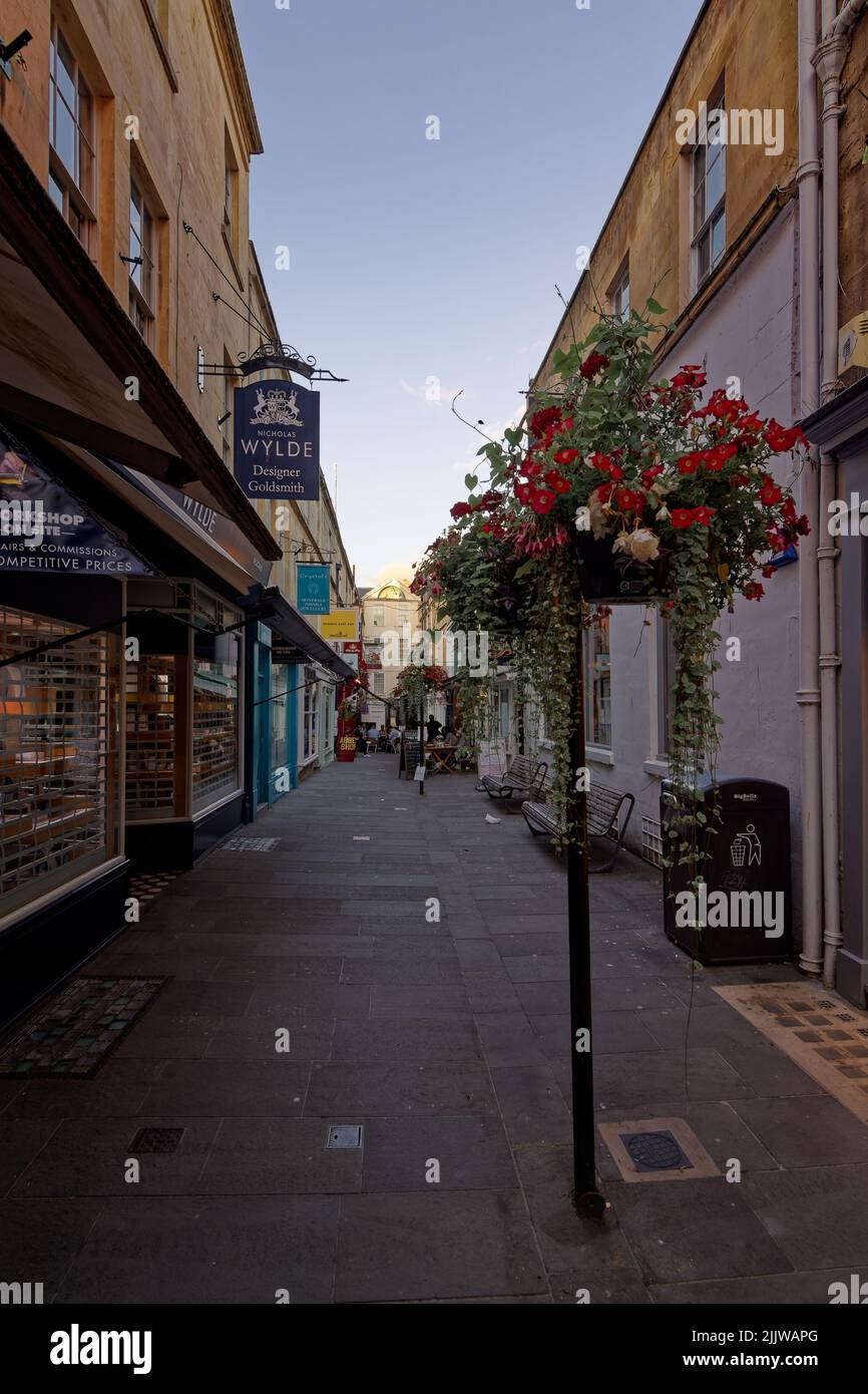 Summer evenings in Bath Stock Photo - Alamy