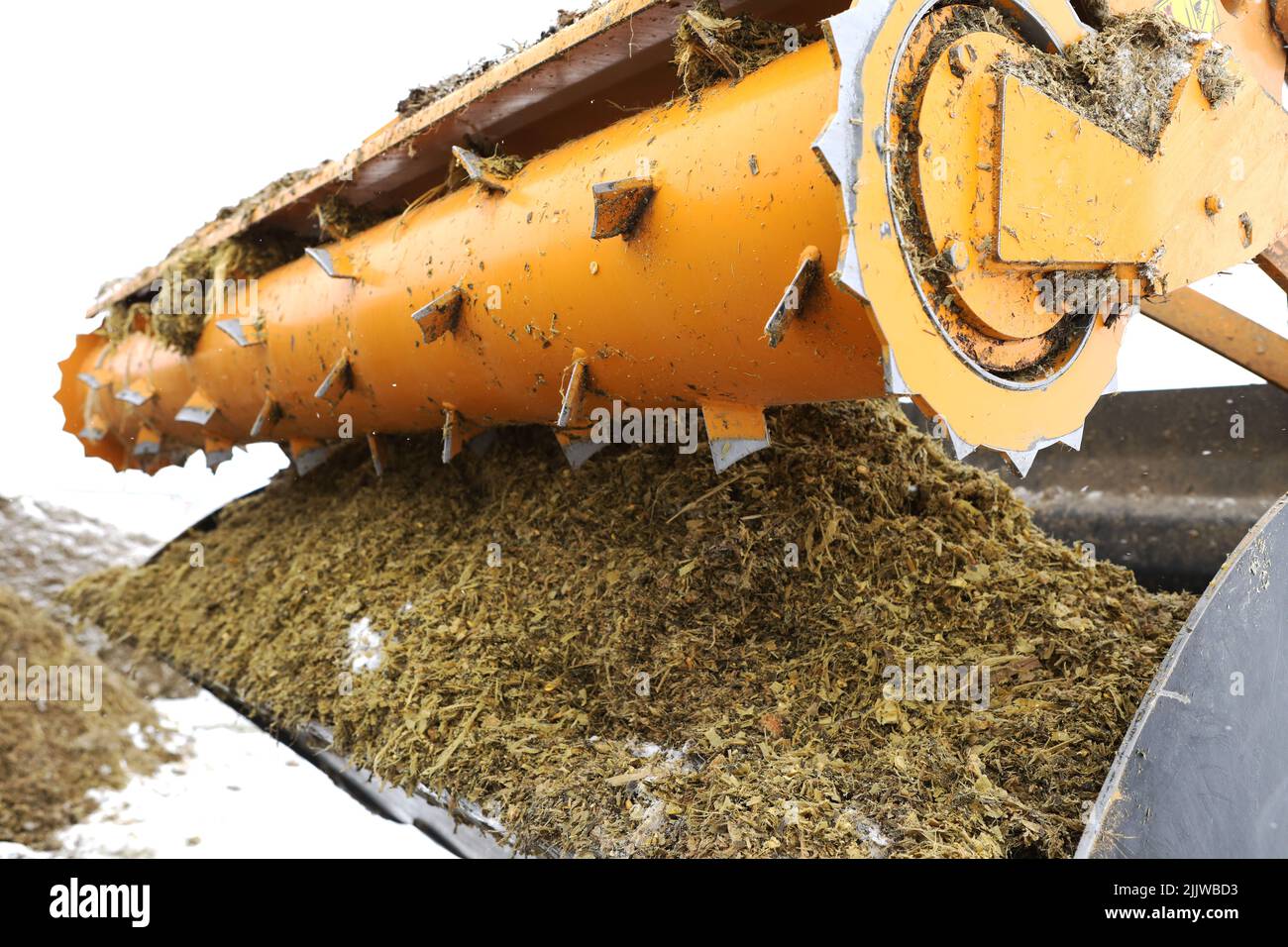 Bucket with Emily mobile cutter. Selection of silage and haylage from ...