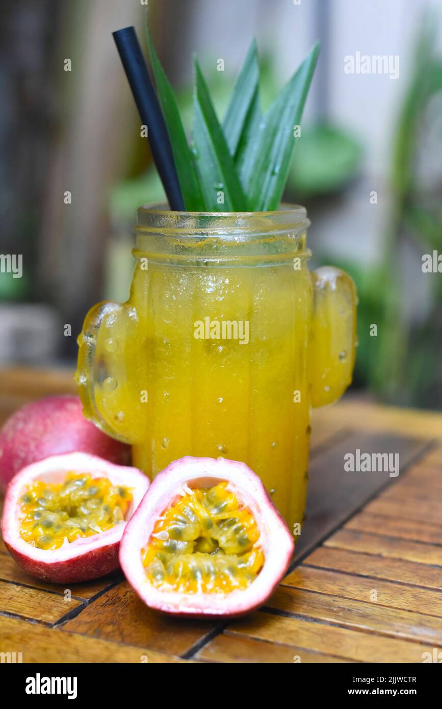 Passion fruit tea hi-res stock photography and images - Alamy