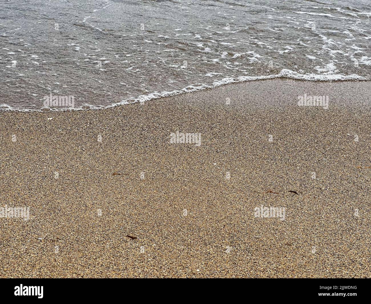 Calm empty sandy beach hi-res stock photography and images - Alamy