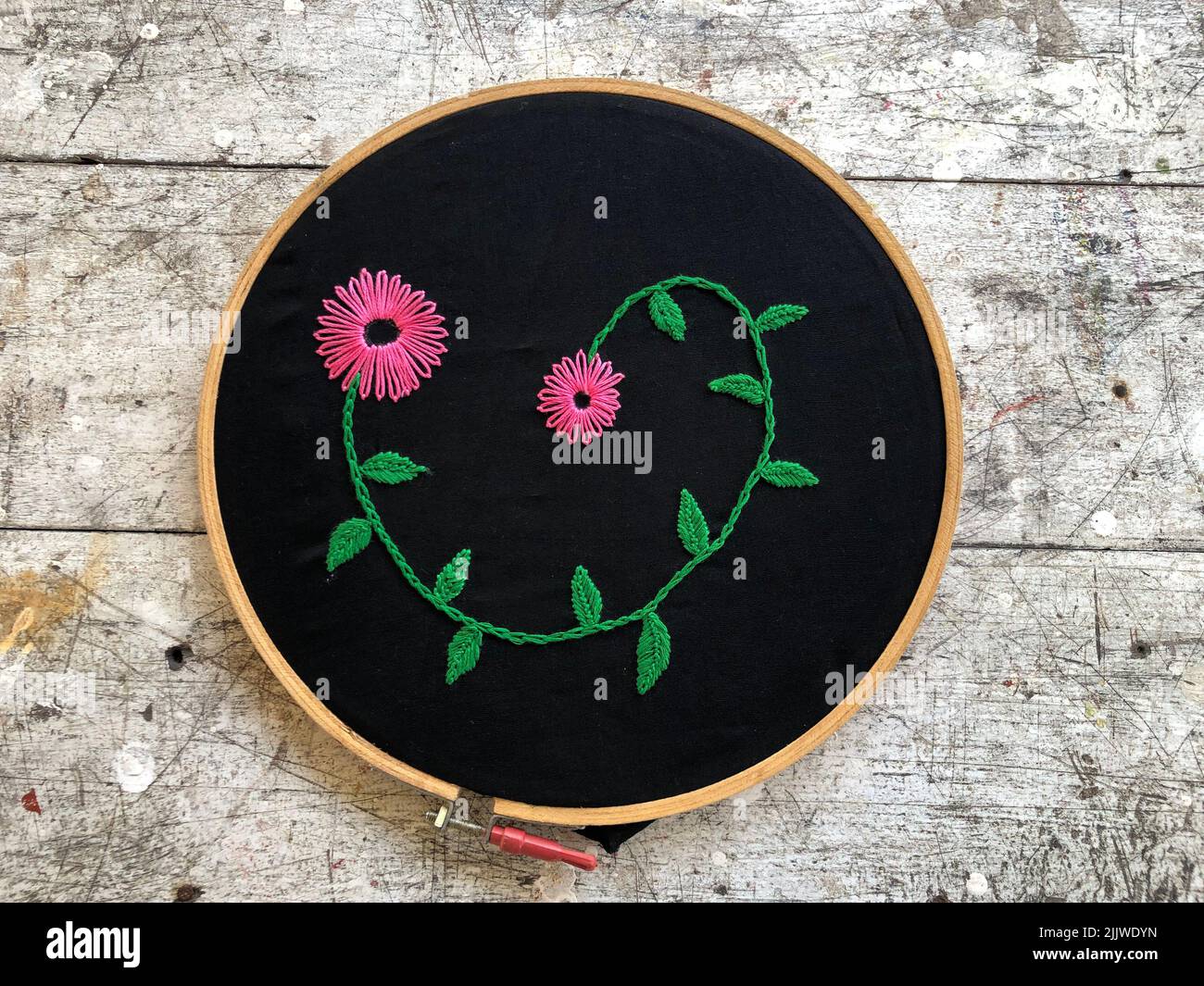 leaf stitch, Lazy daisy flower and stem stitch embroidery handicraft ...