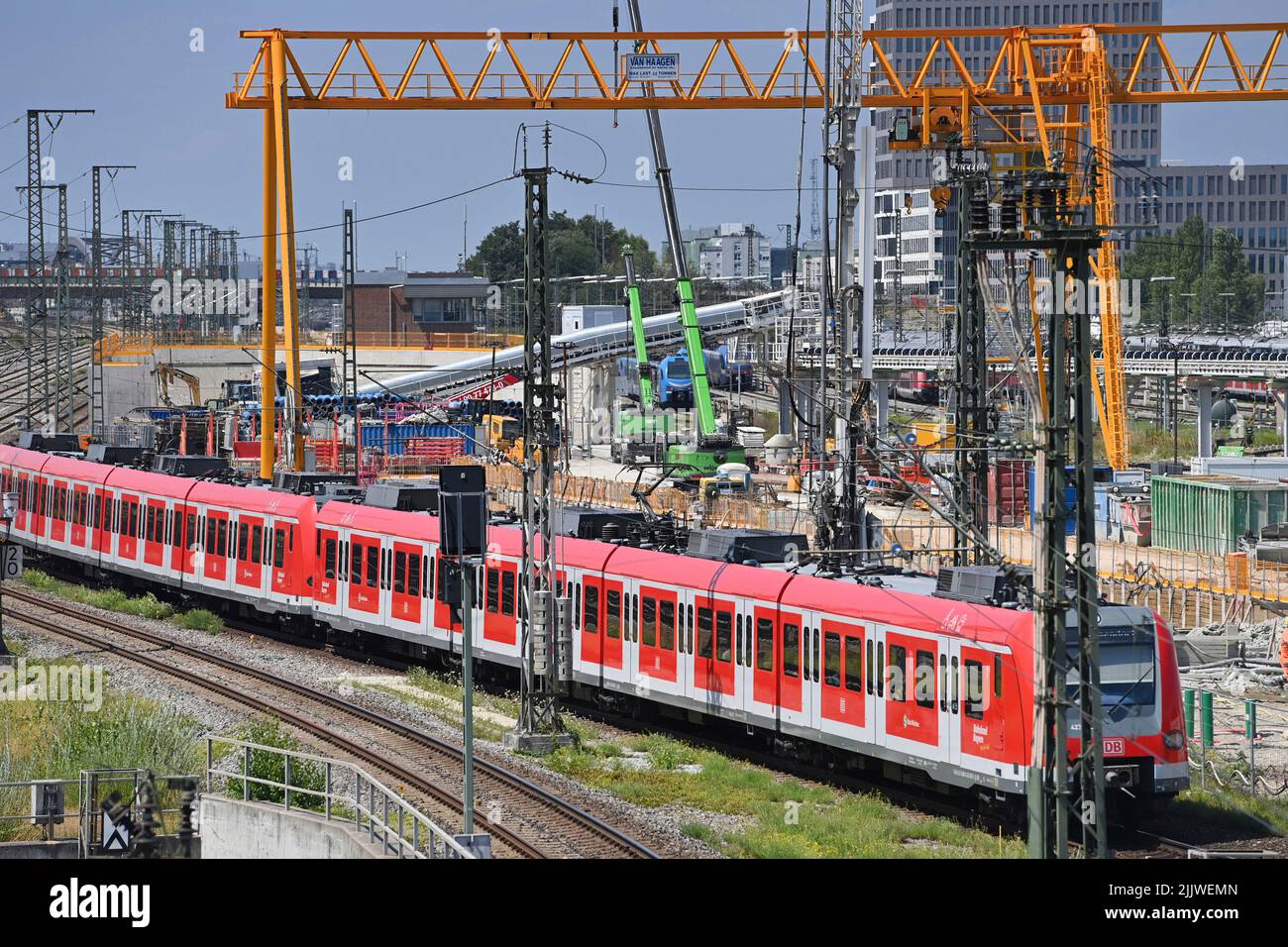 Munich, Deutschland. 28th July, 2022. Expansion of the S-Bahn, 2nd ...
