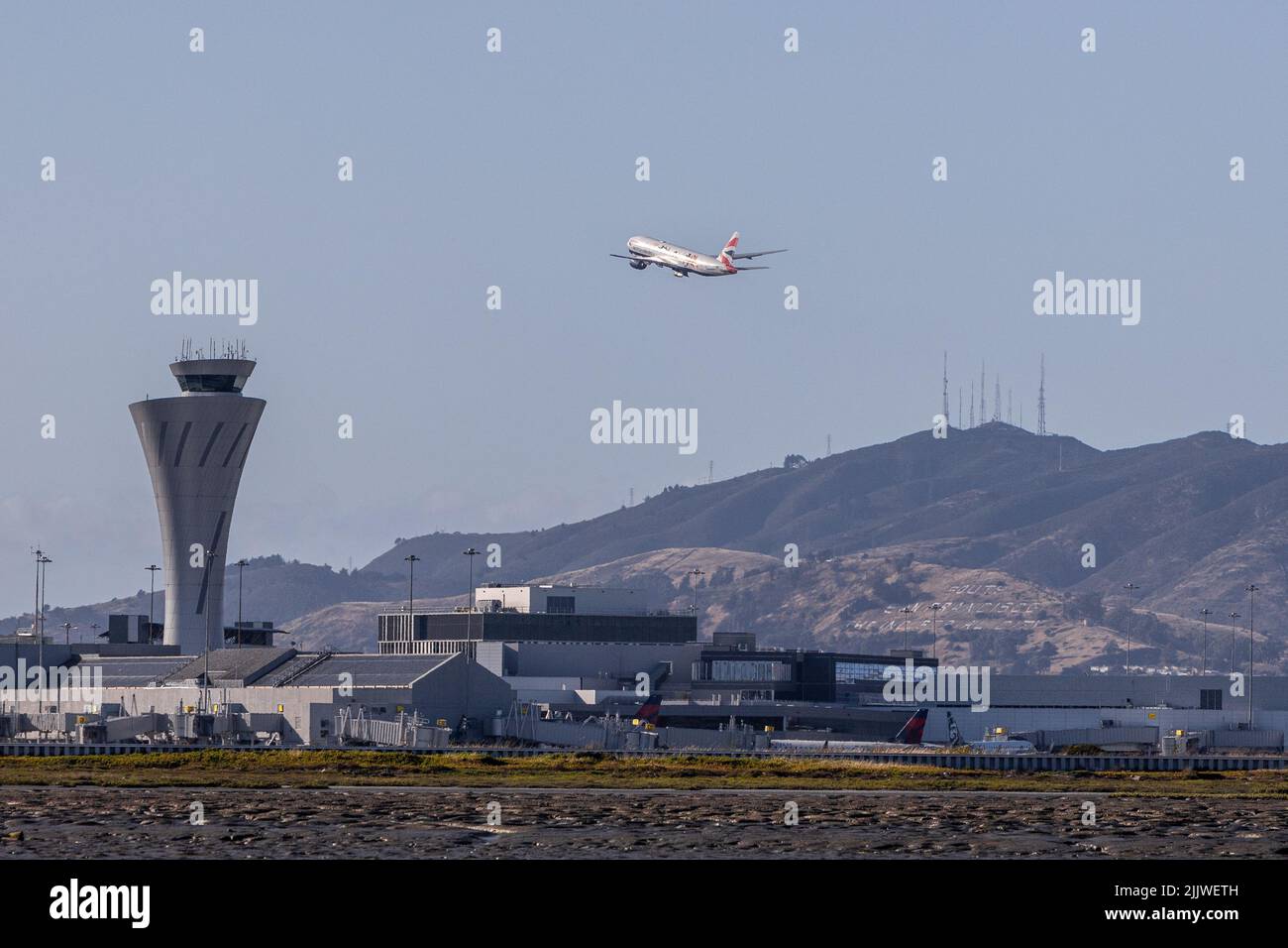 A view of an airplane taking off from San Francisco International ...