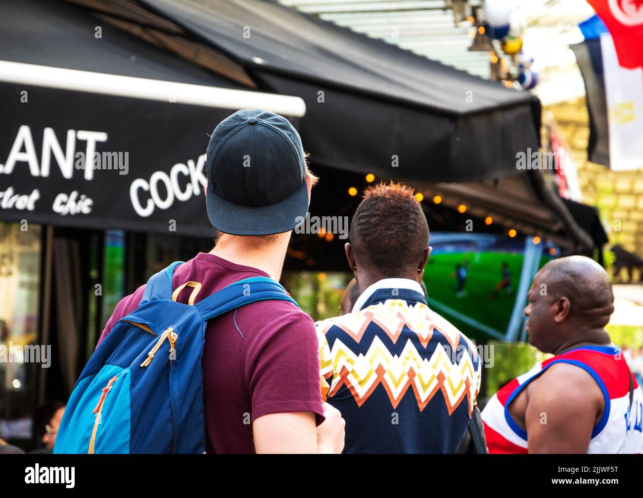 Japan paris bar hi-res stock photography and images - Alamy