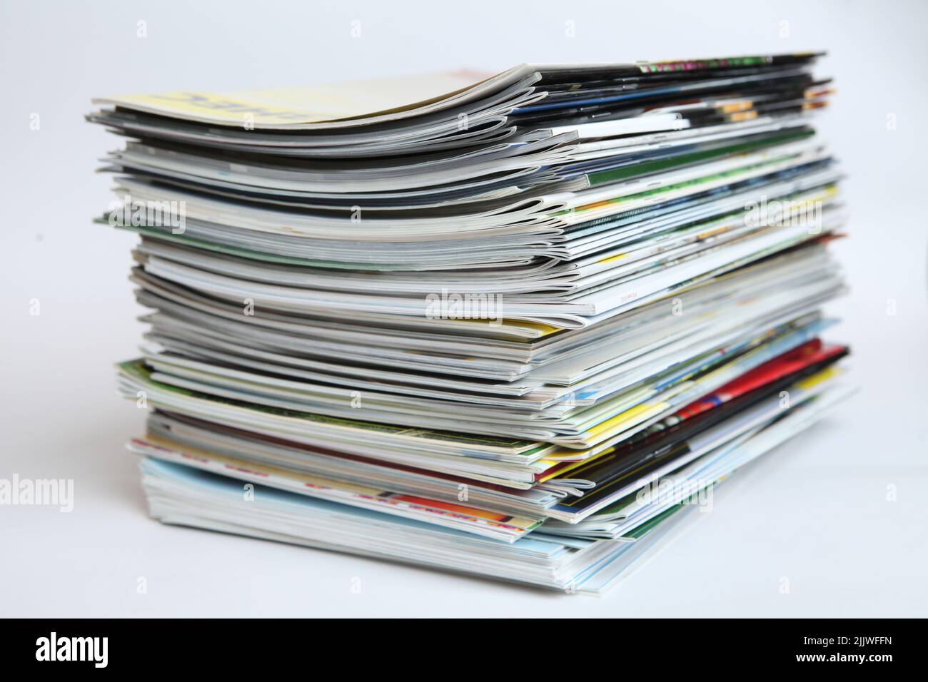 Magazines lots hi-res stock photography and images - Alamy