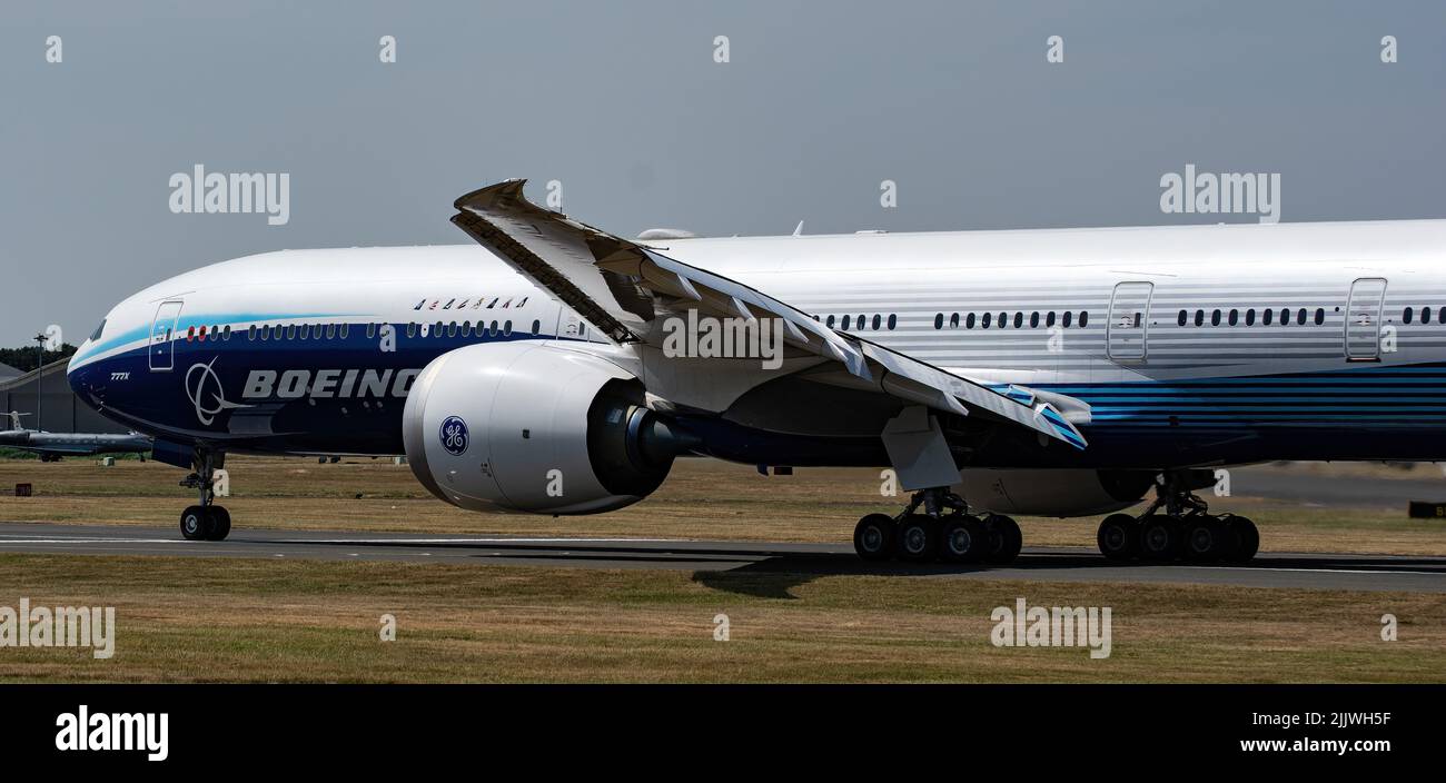 Boeing 777-9 (777X) taking off Stock Photo - Alamy