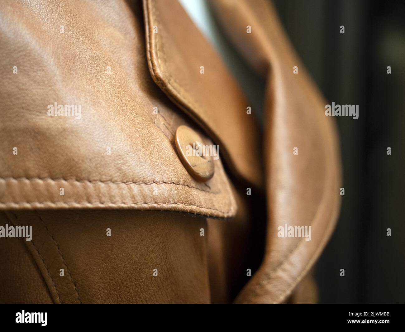 Girl wear leather jacket hi-res stock photography and images - Alamy