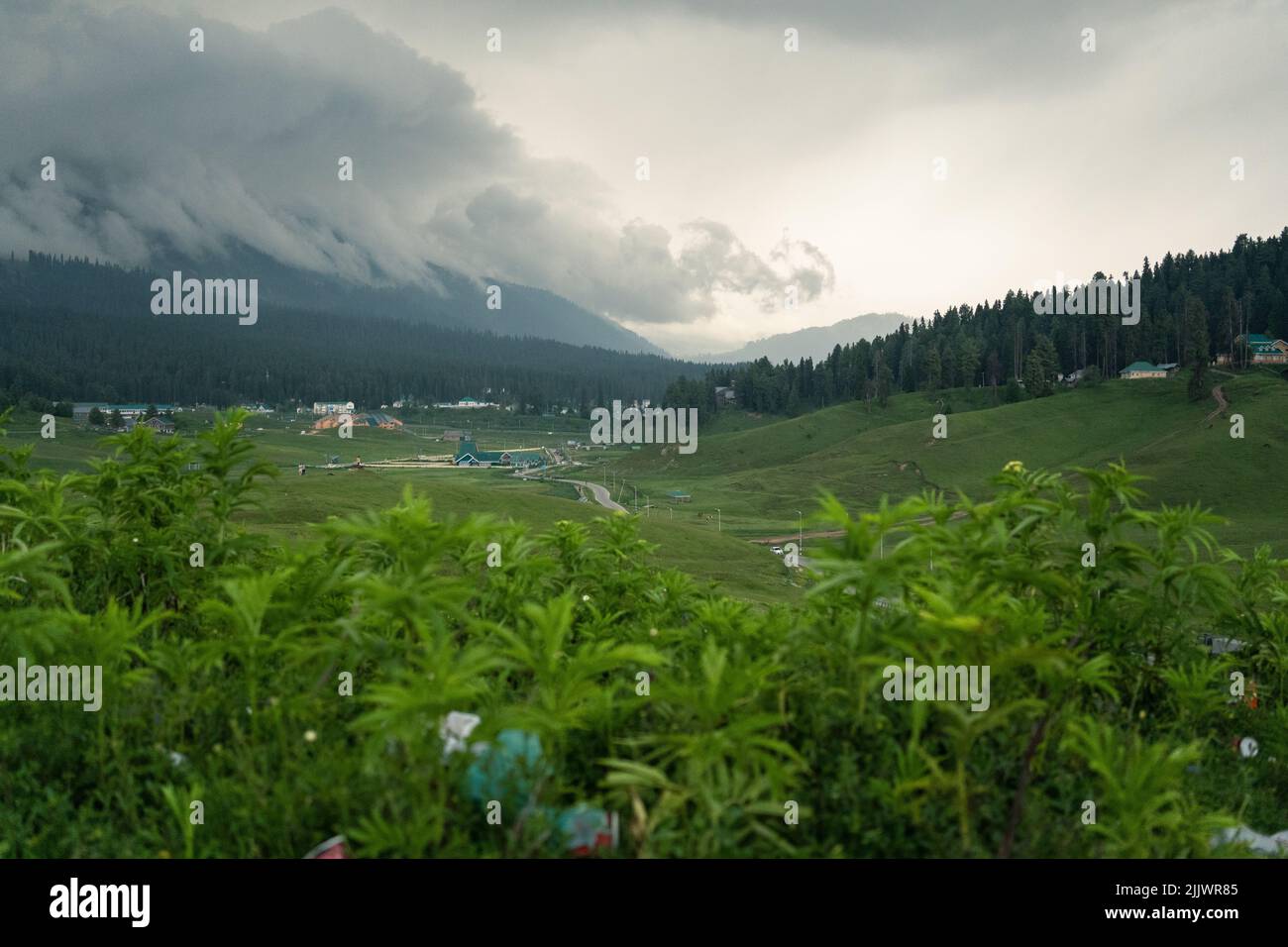 Beautiful mountain view of Gulmarg, Jammu and Kashmir state, India ...