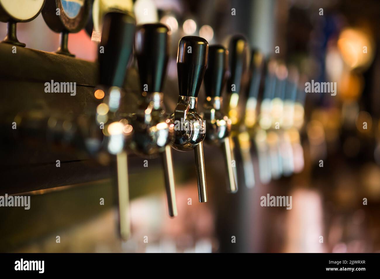 Taps pouring beer hi-res stock photography and images - Alamy