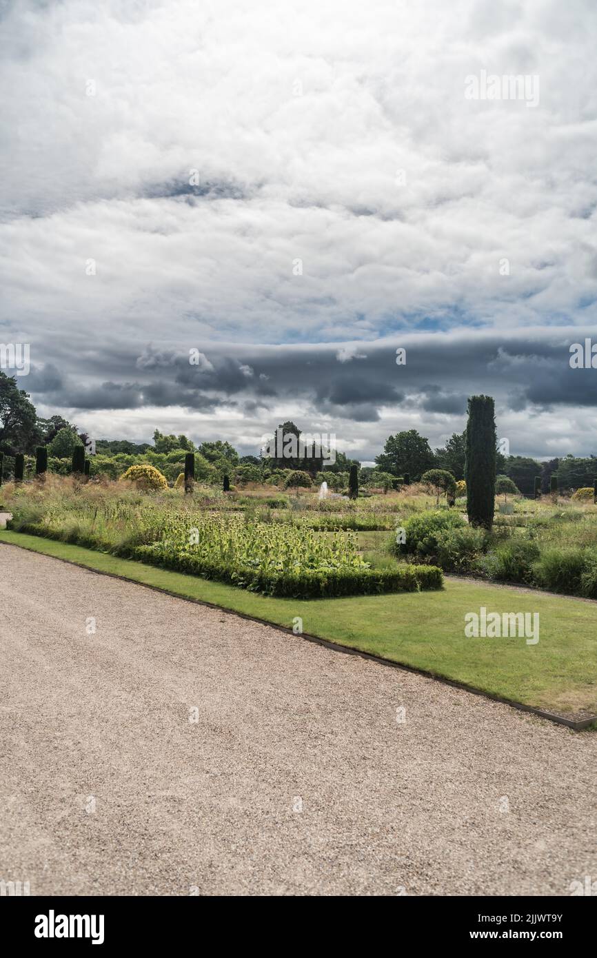 Stoke gardens hi-res stock photography and images - Alamy